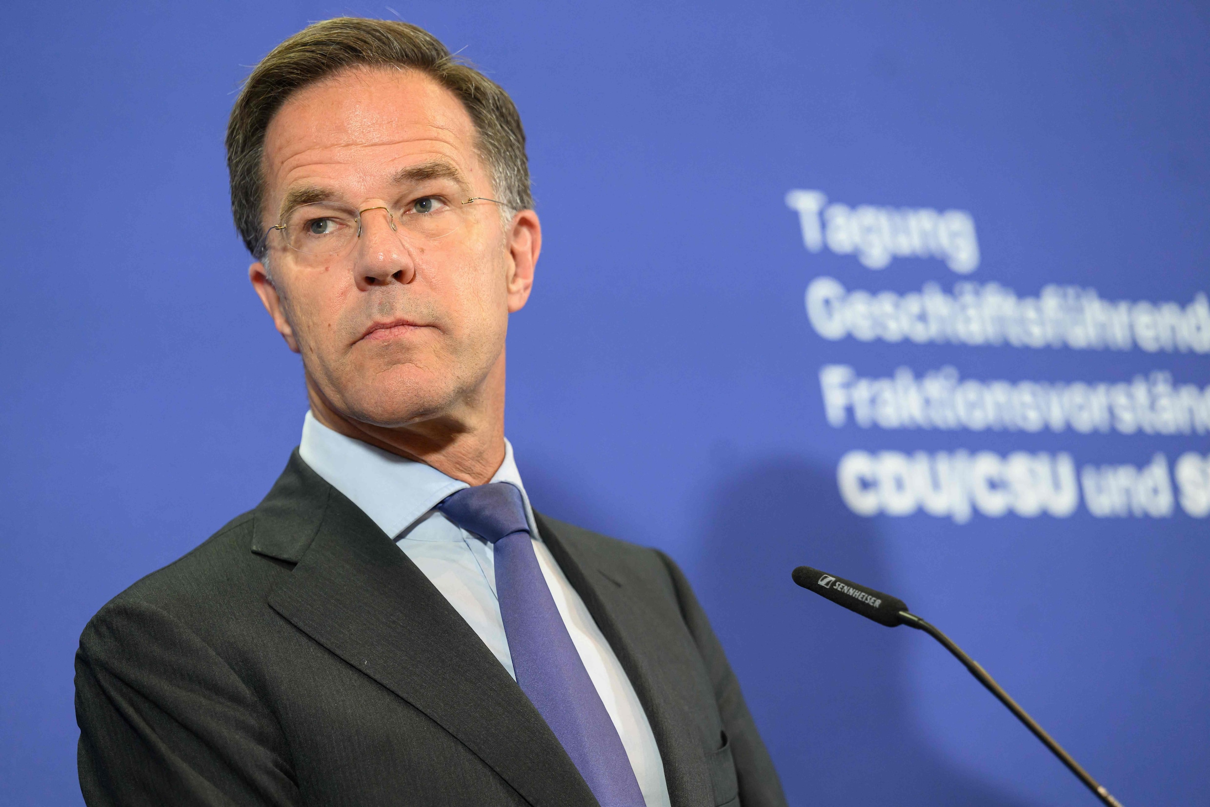 Live - Oekraïne. Poetin: ‘Buitenlandse militaire eenheden in Oekraïne ...