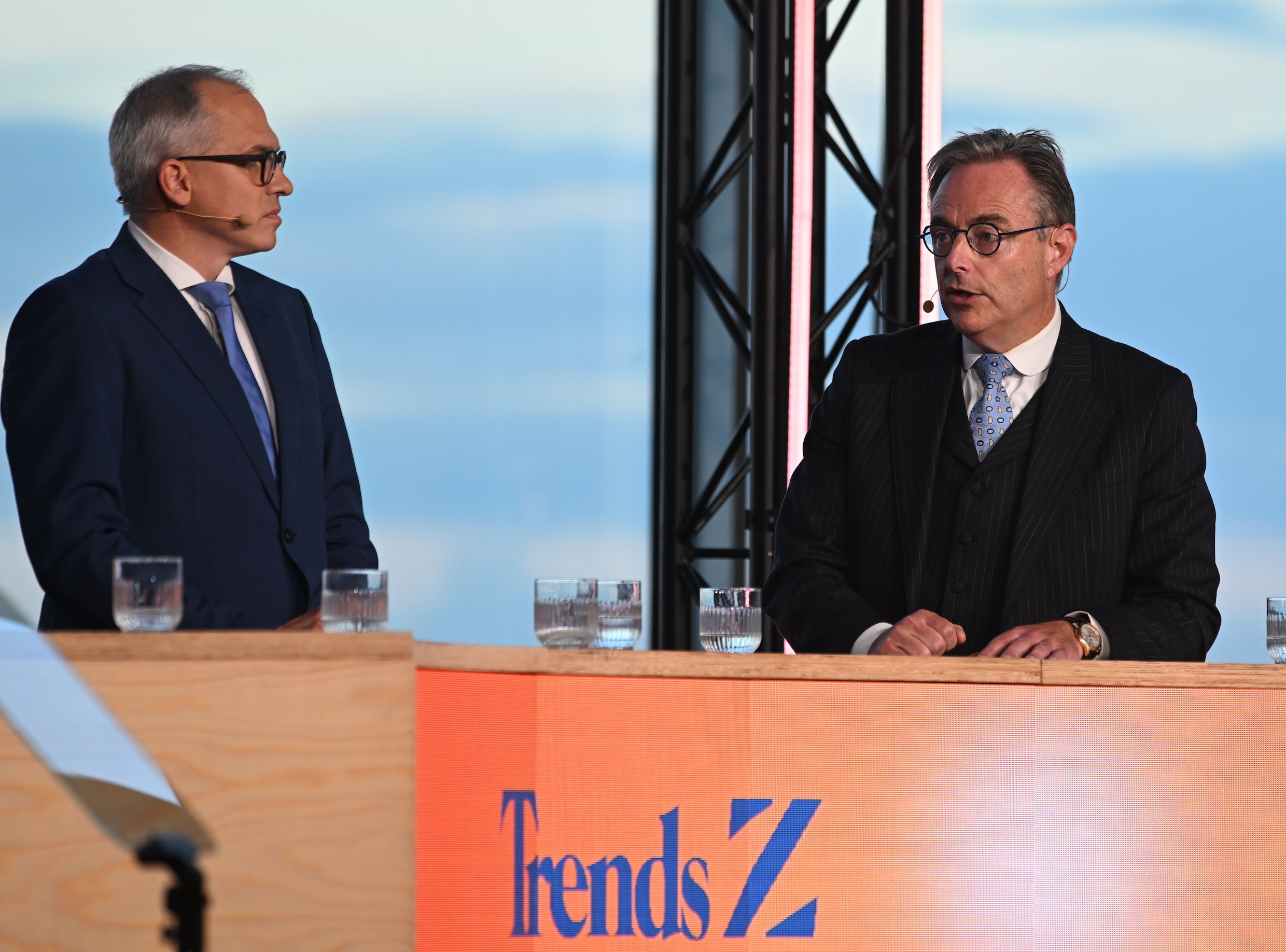 Sammy Mahdi (cd&v): ‘Linkse partijen gaan te ver mee in een achterlijke visie op de samenleving ...