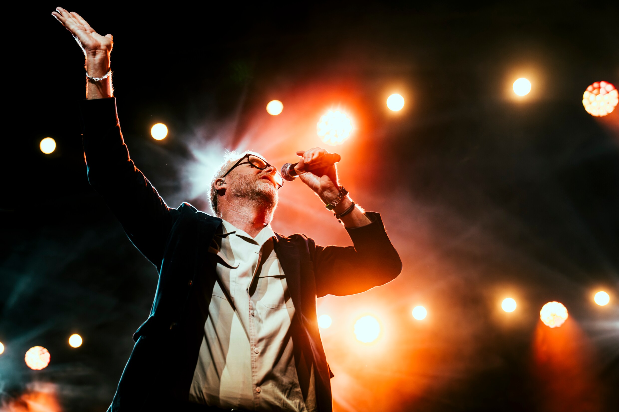 Matt Berninger in het Antwerpse Rivierenhof: ‘De boekhouder wurmde zich ...