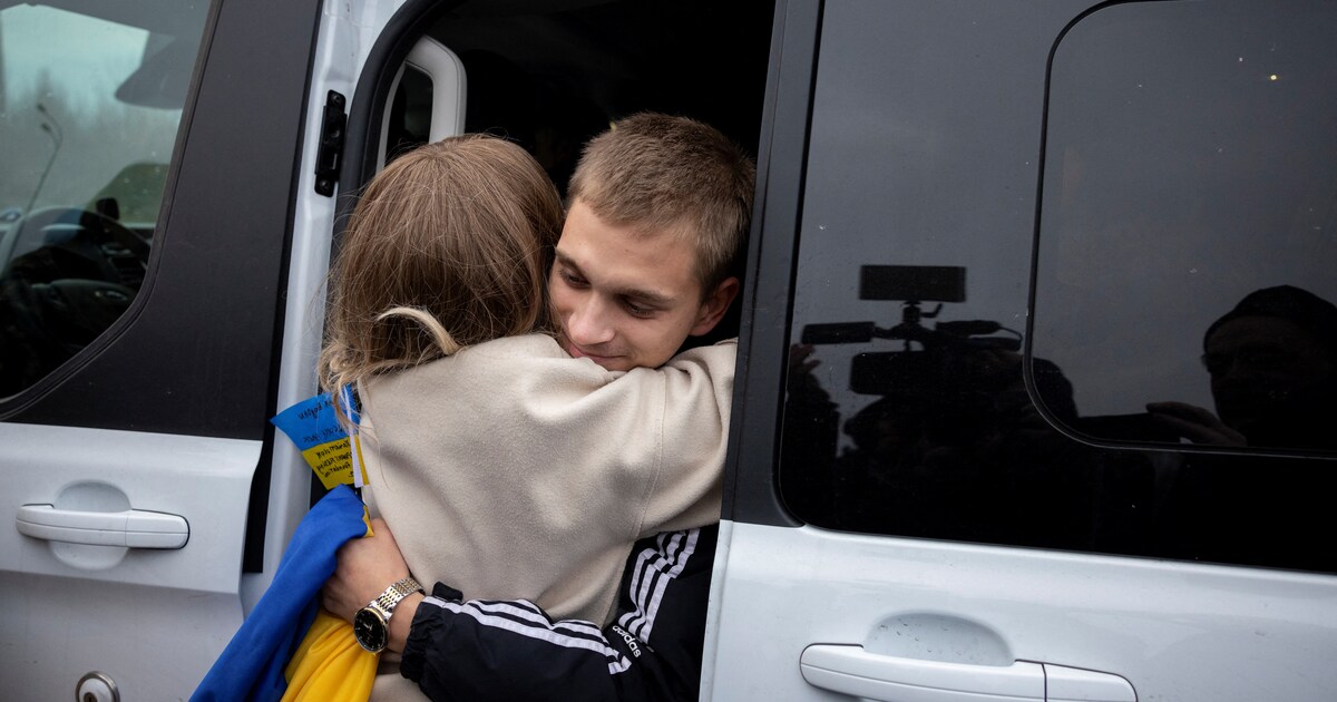 ‘Begrafenis van onze toekomst’: pro‑Oekraïense Jevgeni belandt na ...
