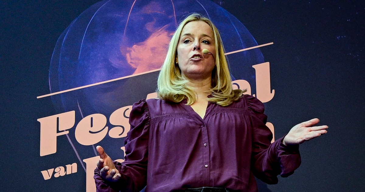 Open Vld snuffelt aan kiesdrempel, Vlaams Belang opnieuw grootste partij | De Morgen