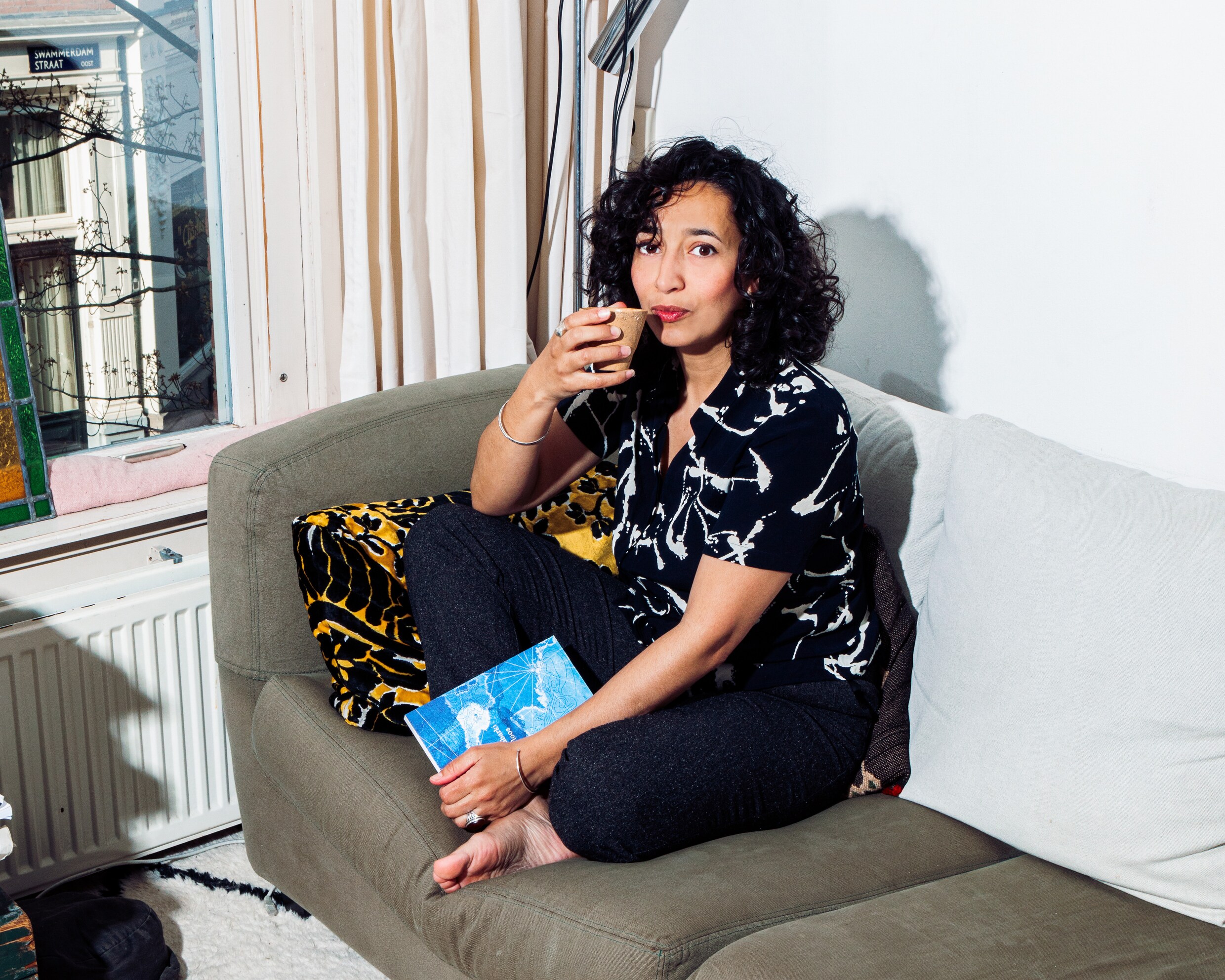‘Kookpunt’ van Nisrine Mbarki Ben Ayad: gebedshuizen, kernproeven en ...