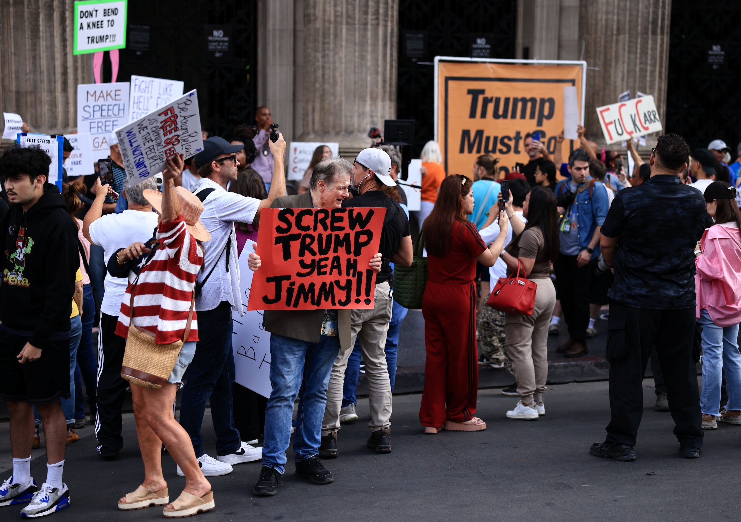 Disney en Jimmy Kimmel spreken over toekomst na stopzetting talkshow ...