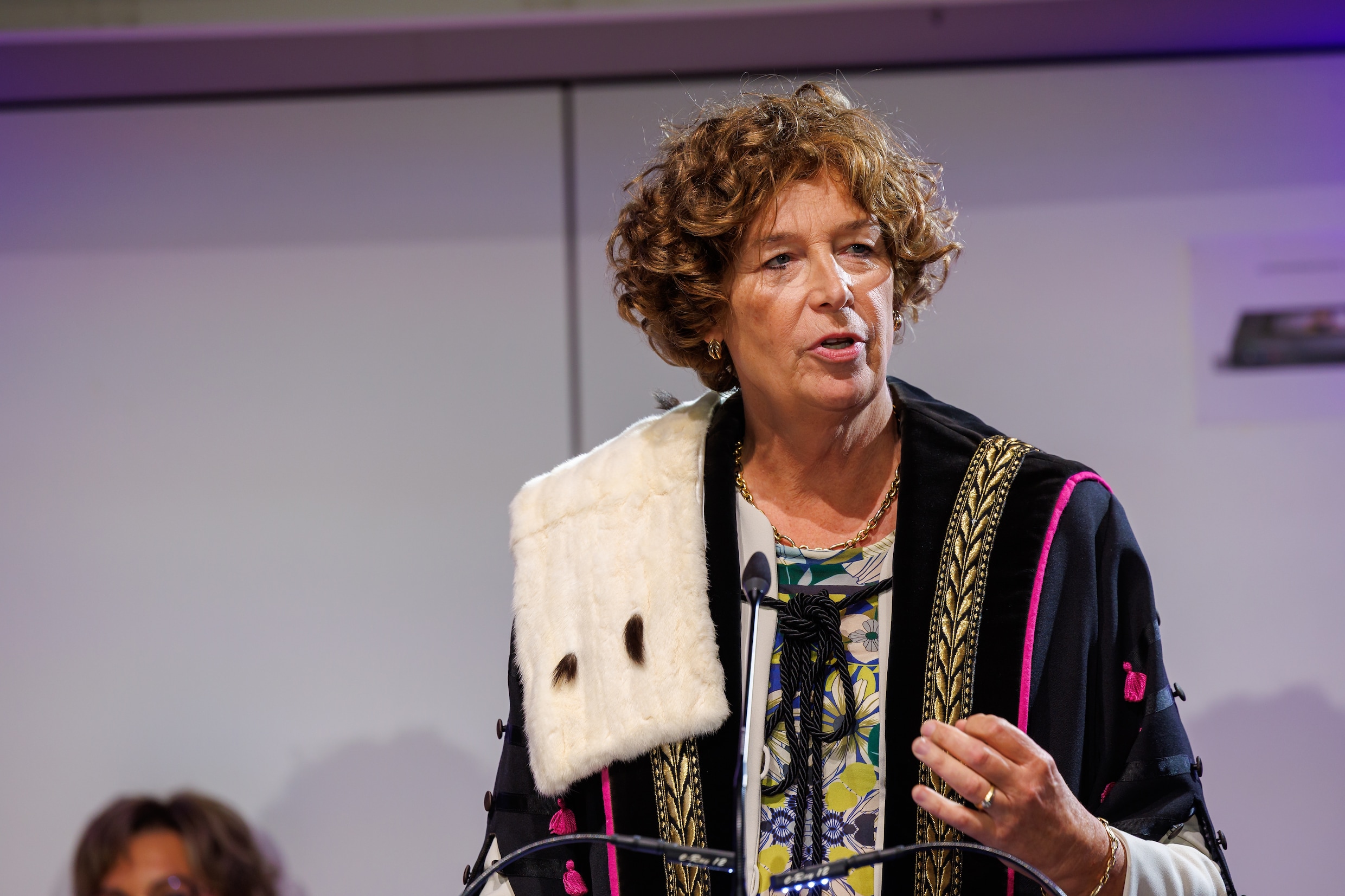 Petra De Sutter ontvangt een eredoctoraat van de Universiteit van ...
