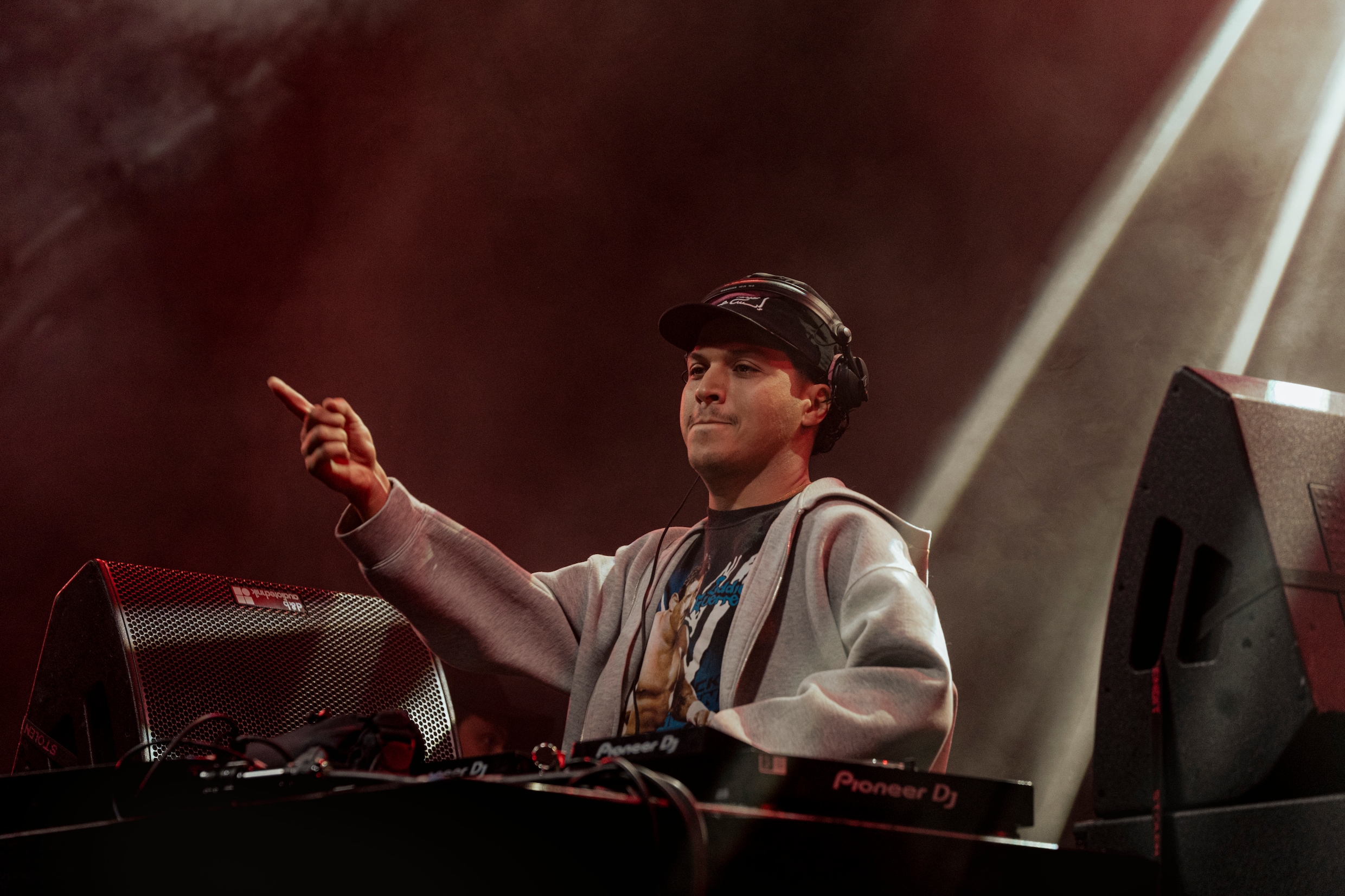 Festival Show Up for Humanity trekt minder bezoekers dan verwacht en ...