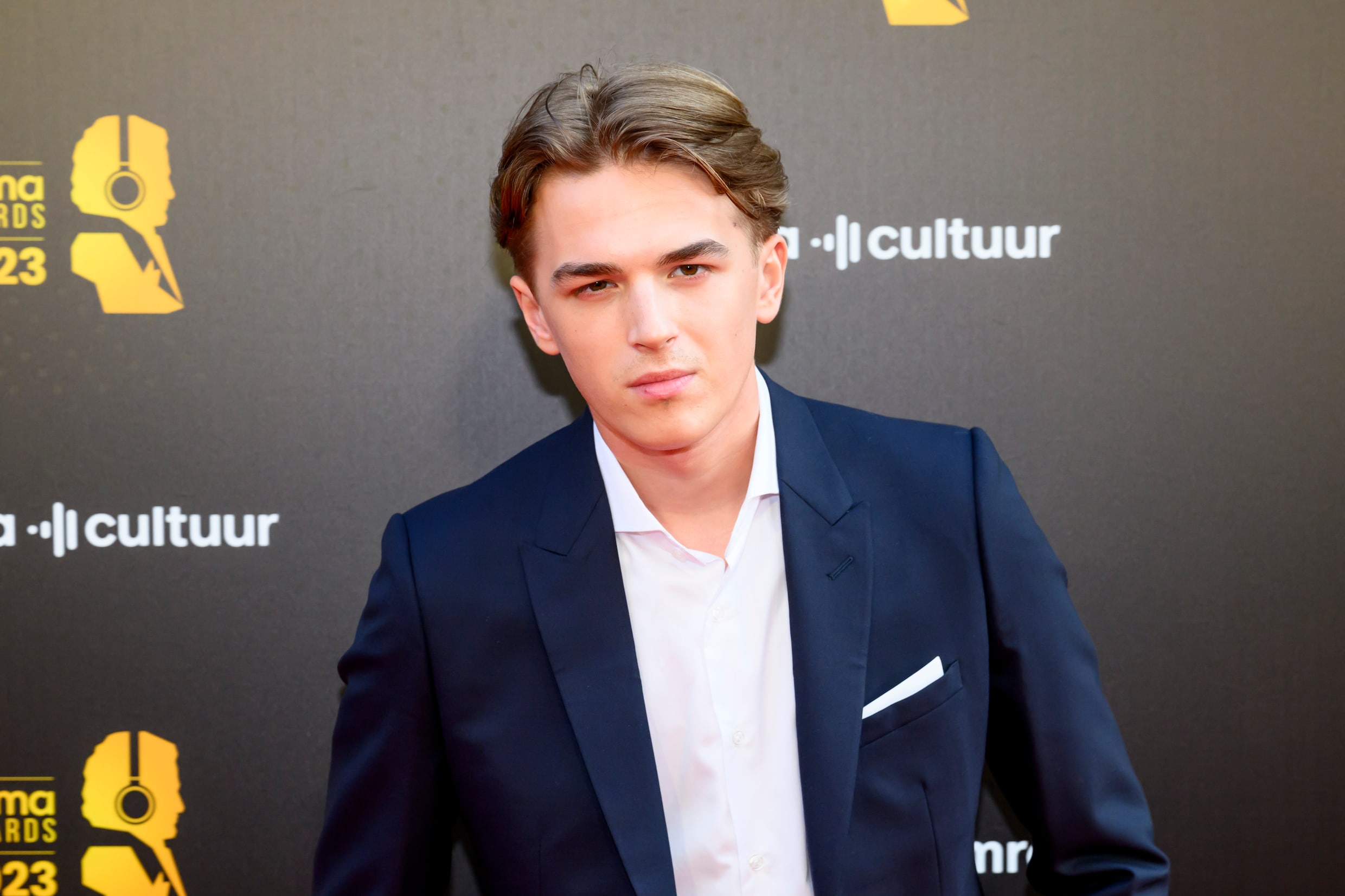 Nederlands magazine publiceert toch foto’s van prinses Alexia en zanger ...