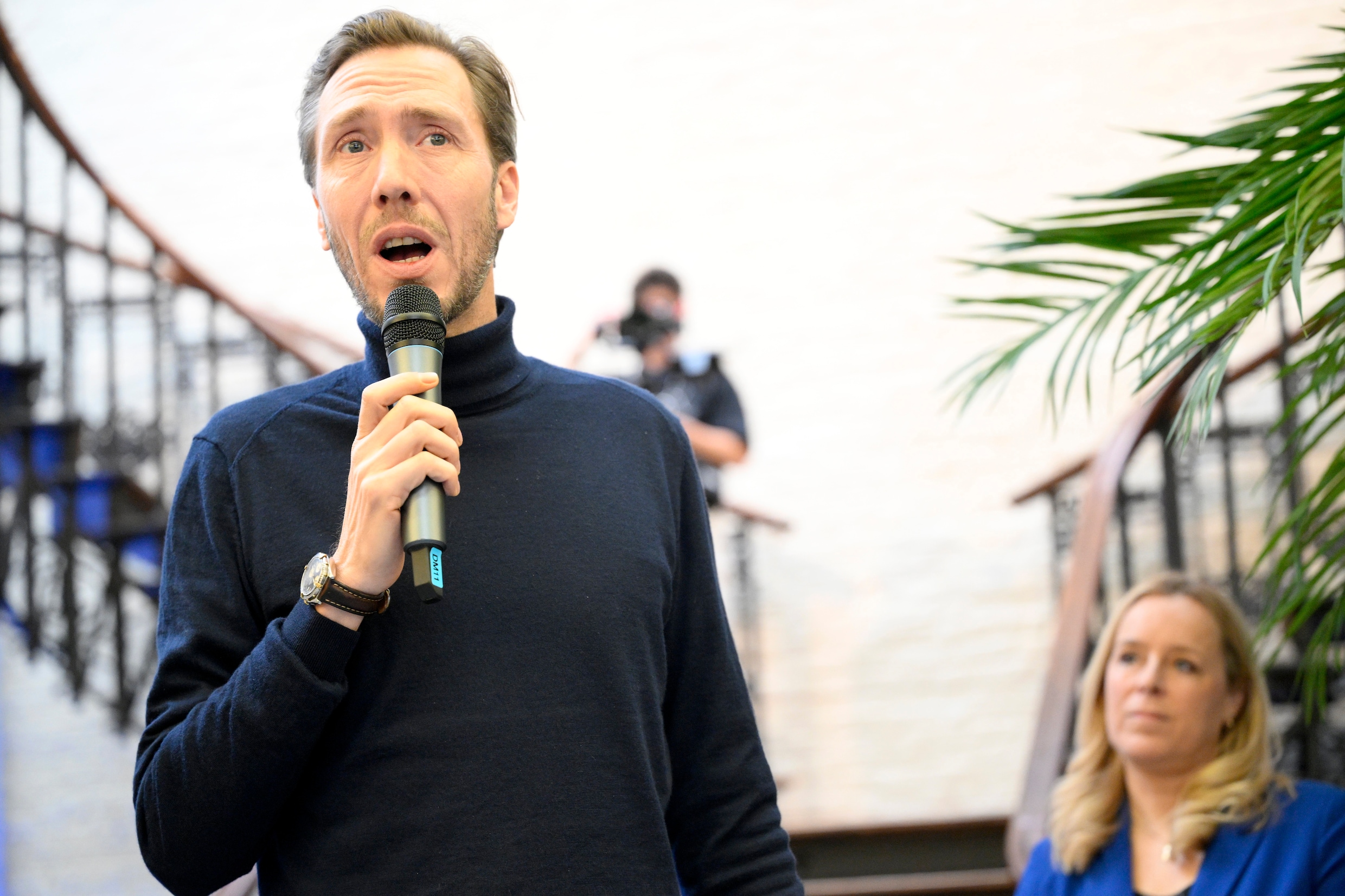 Frédéric De Gucht wordt de nieuwe voorzitter van Open Vld met ruim 90 ...