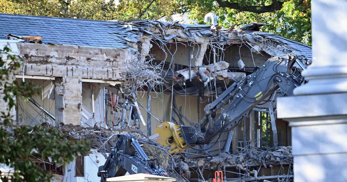 Trump laat deel van East Wing afbreken voor nieuwe balzaal in Witte ...