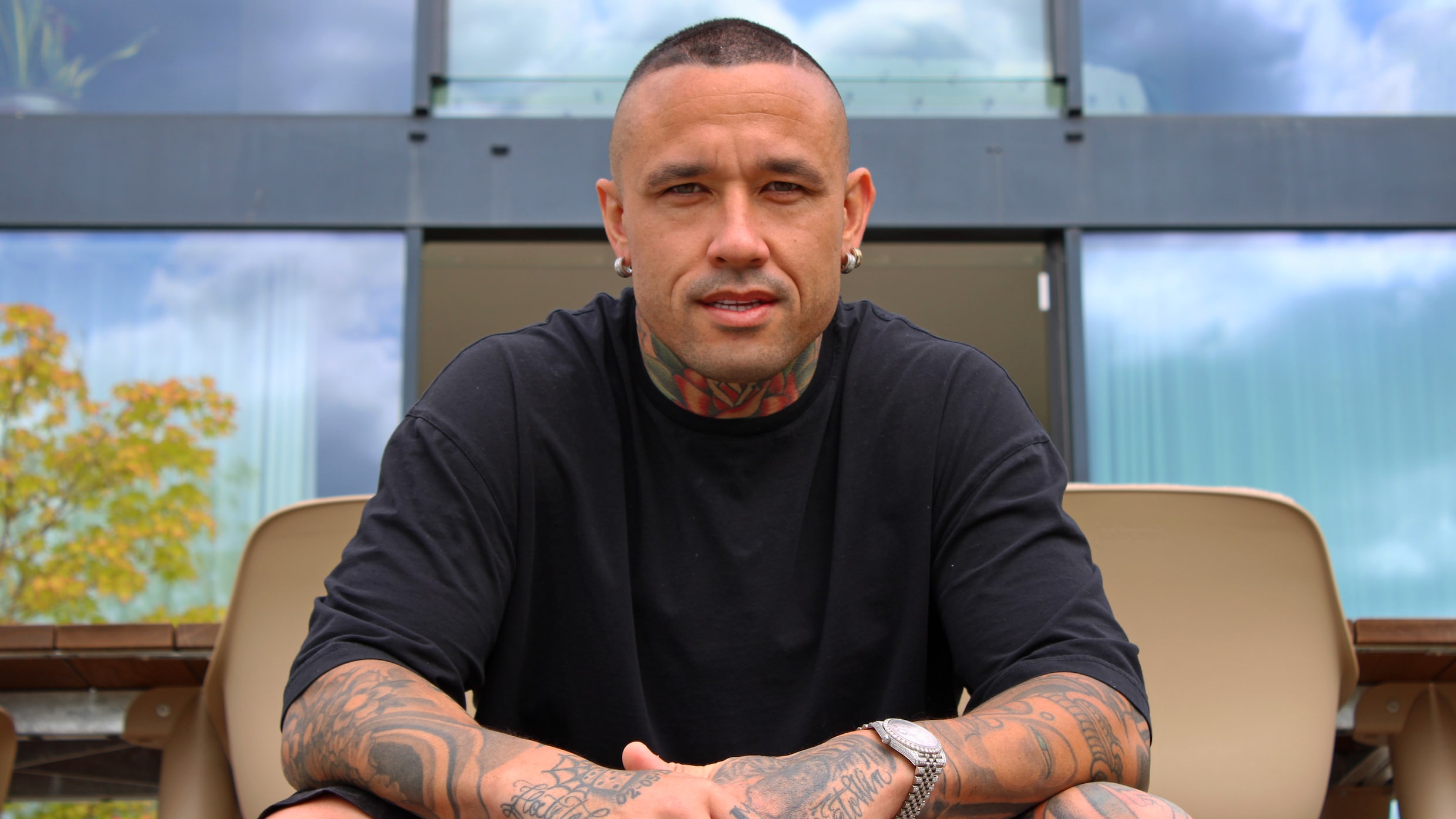Radja Nainggolan bevestigde zijn ‘bad boy’-imago in ‘Het huis’: ‘Een ...