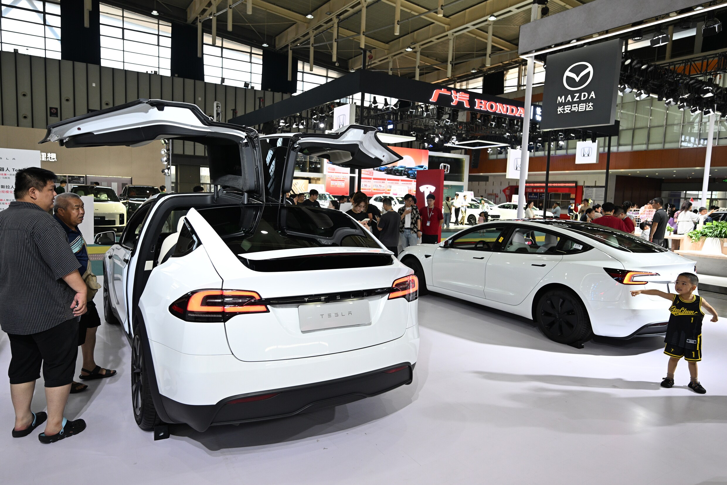 Volgende maand kan Musk eerste biljonair ter wereld worden, maar hoe ...