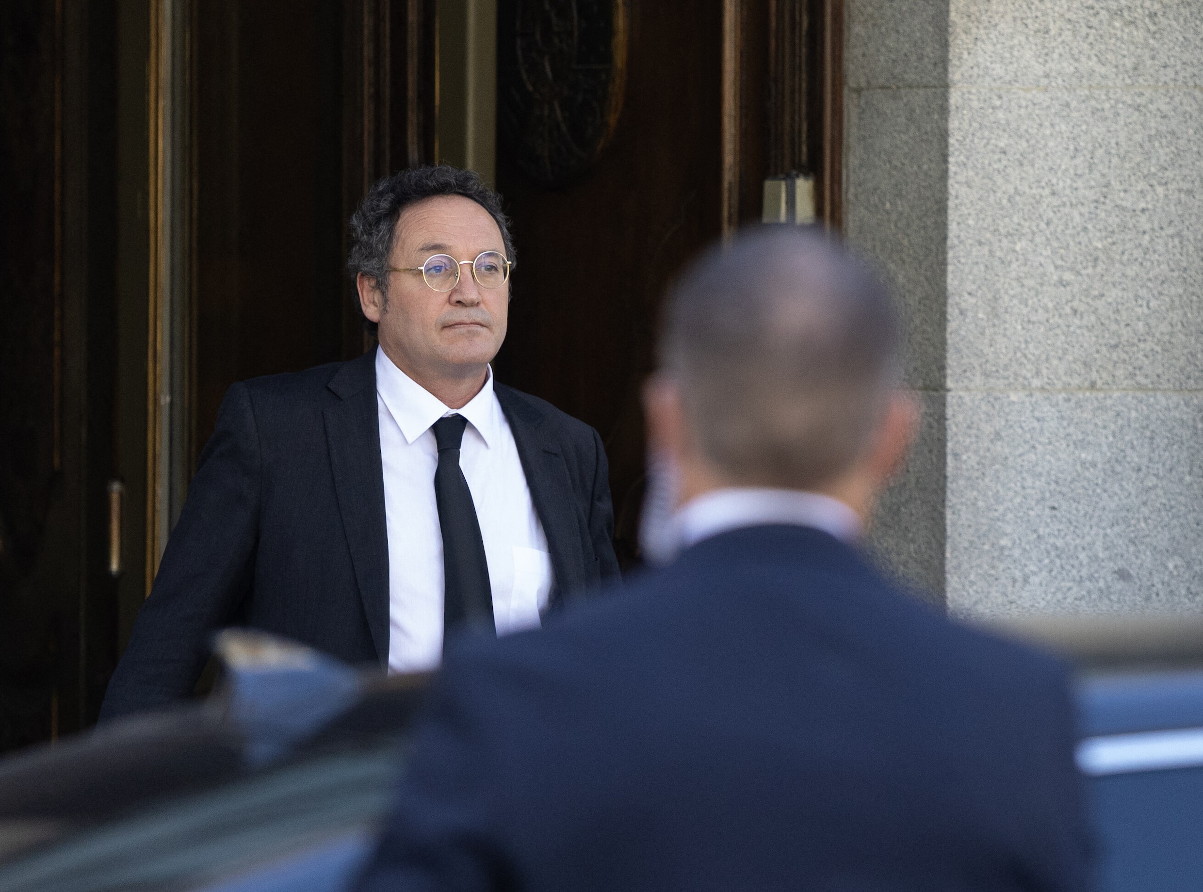 Spaanse procureur-generaal krijgt beroepsverbod van twee jaar voor het ...