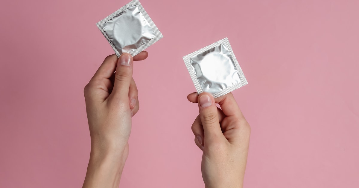 ‘Check altijd je maat’: seksuoloog legt uit hoe je het ideale condoom ...