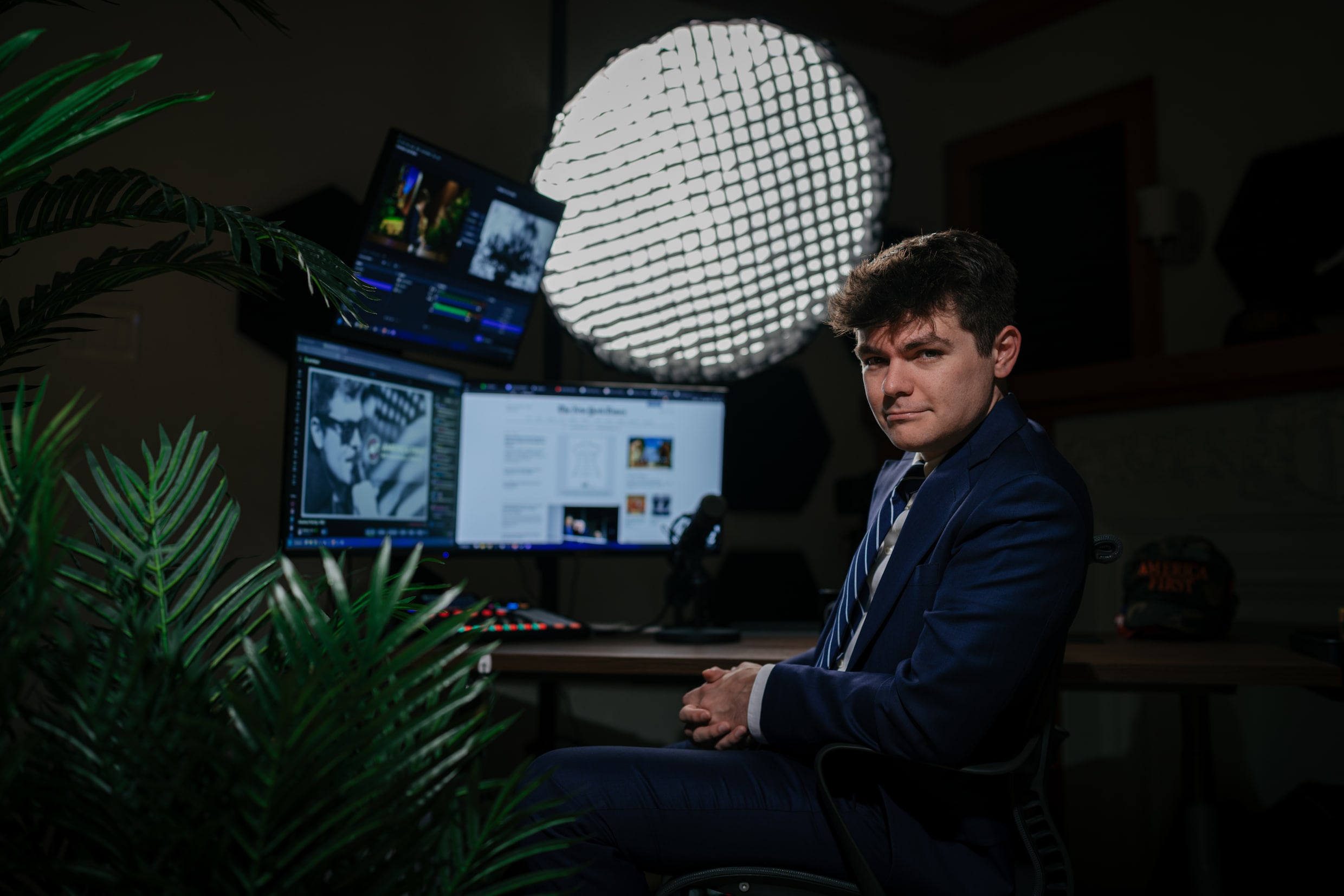 27-jarige Holocaust-ontkenner Nick Fuentes wordt met zijn extreme ...