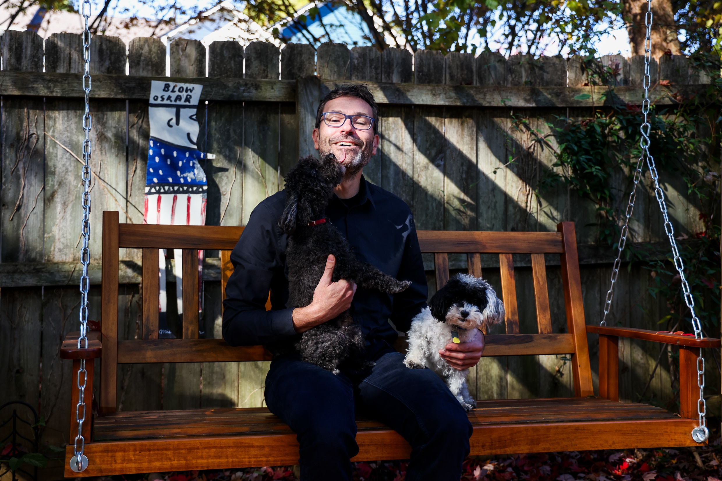 ‘Chimpansees verwijderen wormen uit hun darmen door bitterblad te eten ...