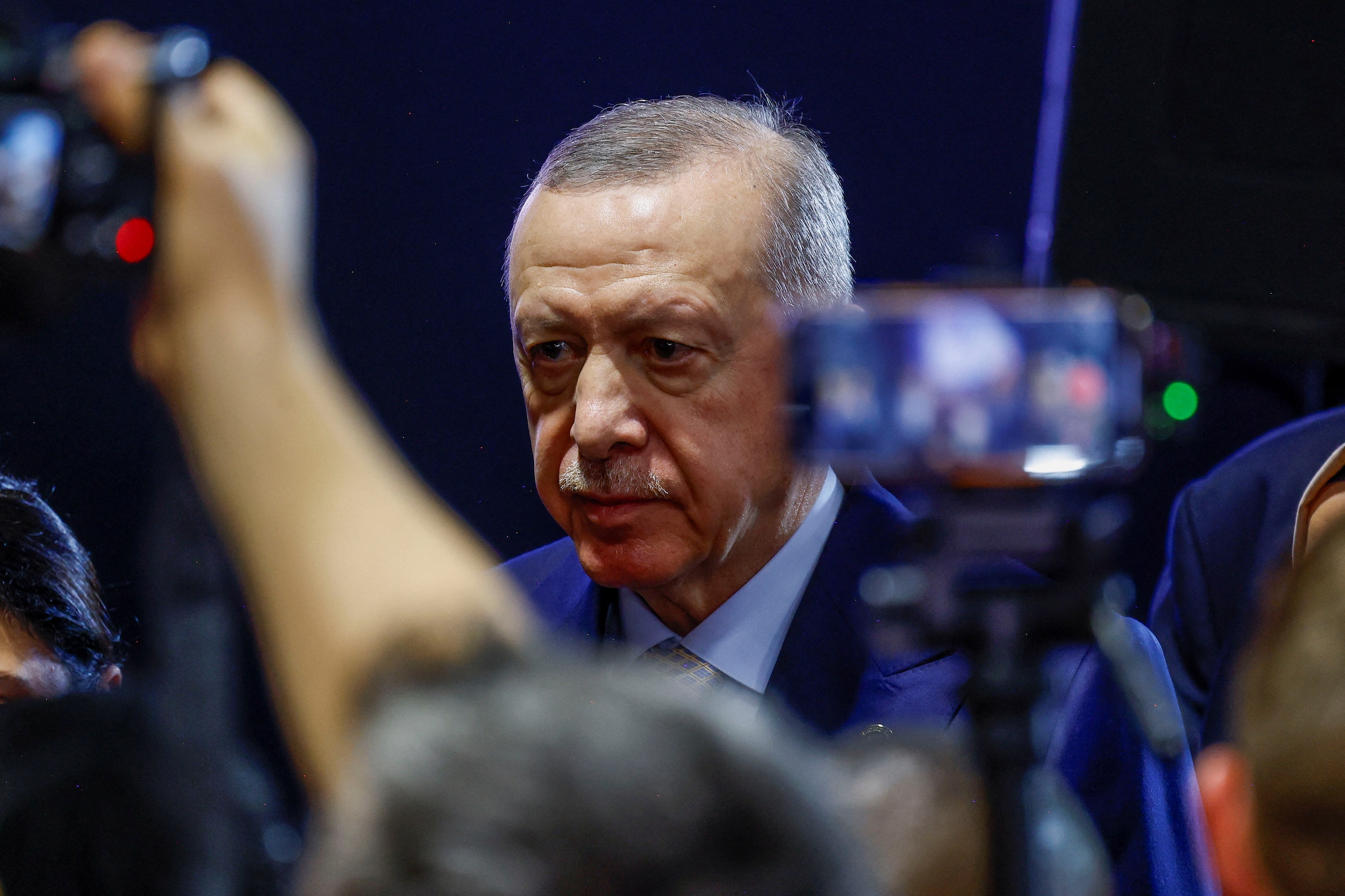 Turkse journalist veroordeeld tot vier jaar cel na uitspraken over ...