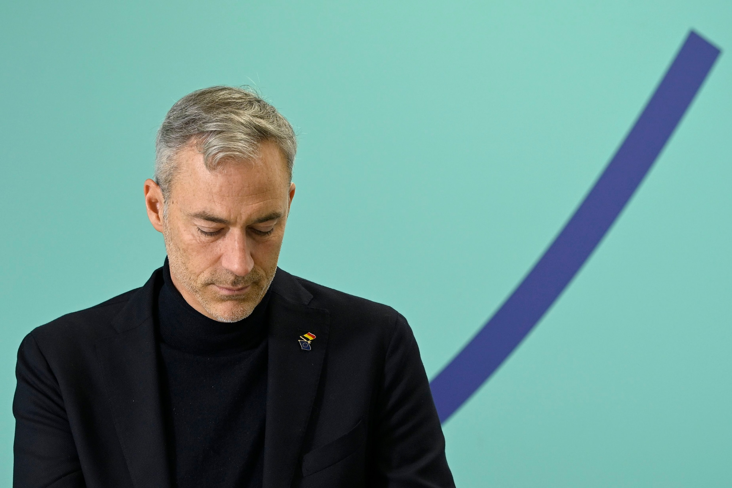 Live - Politiek. Verougstraete (Les Engagés) legt conclusies over ...