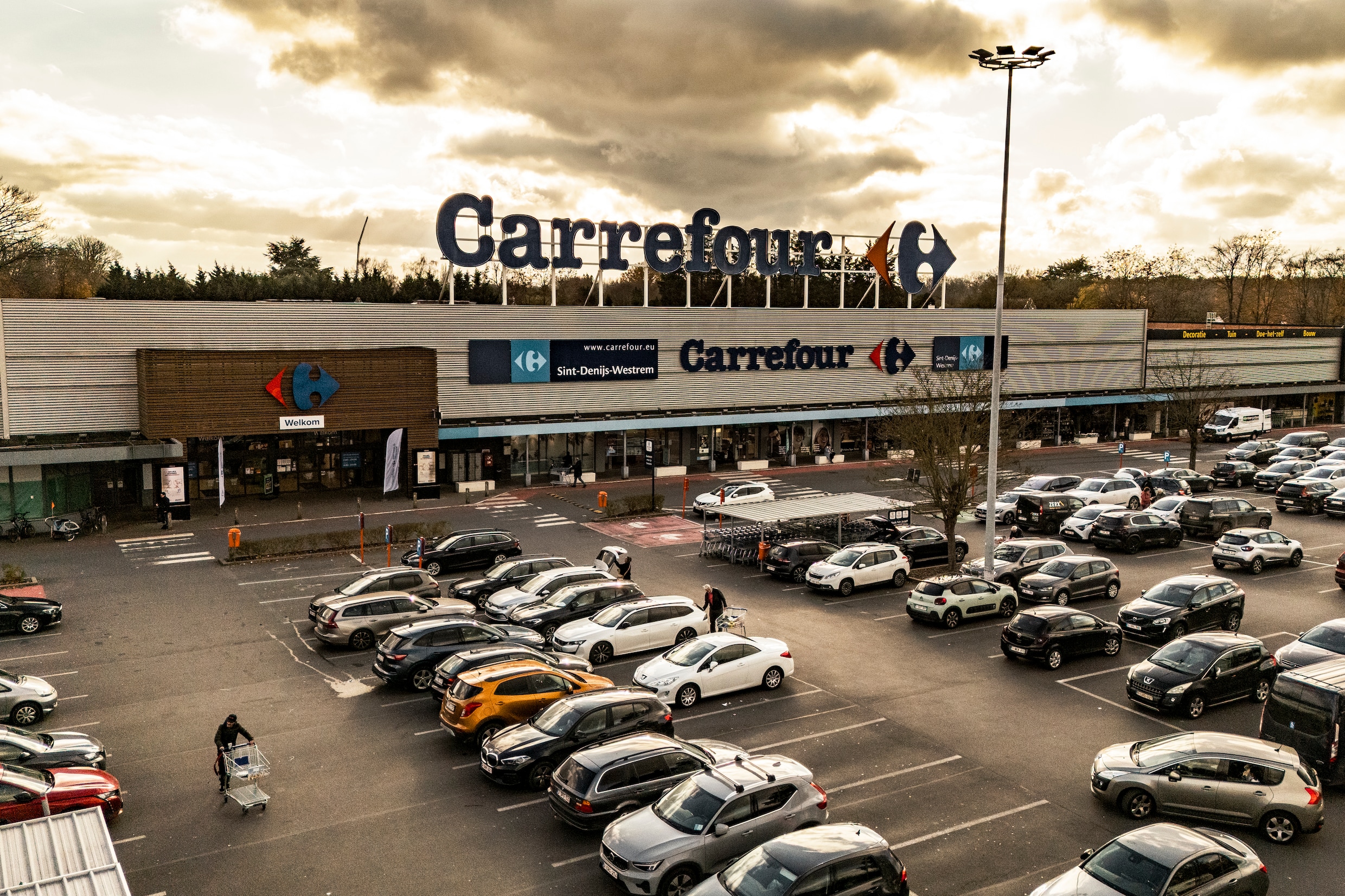 Carrefour focust op kernlanden en twijfelt over België: ‘Hier hadden we ...