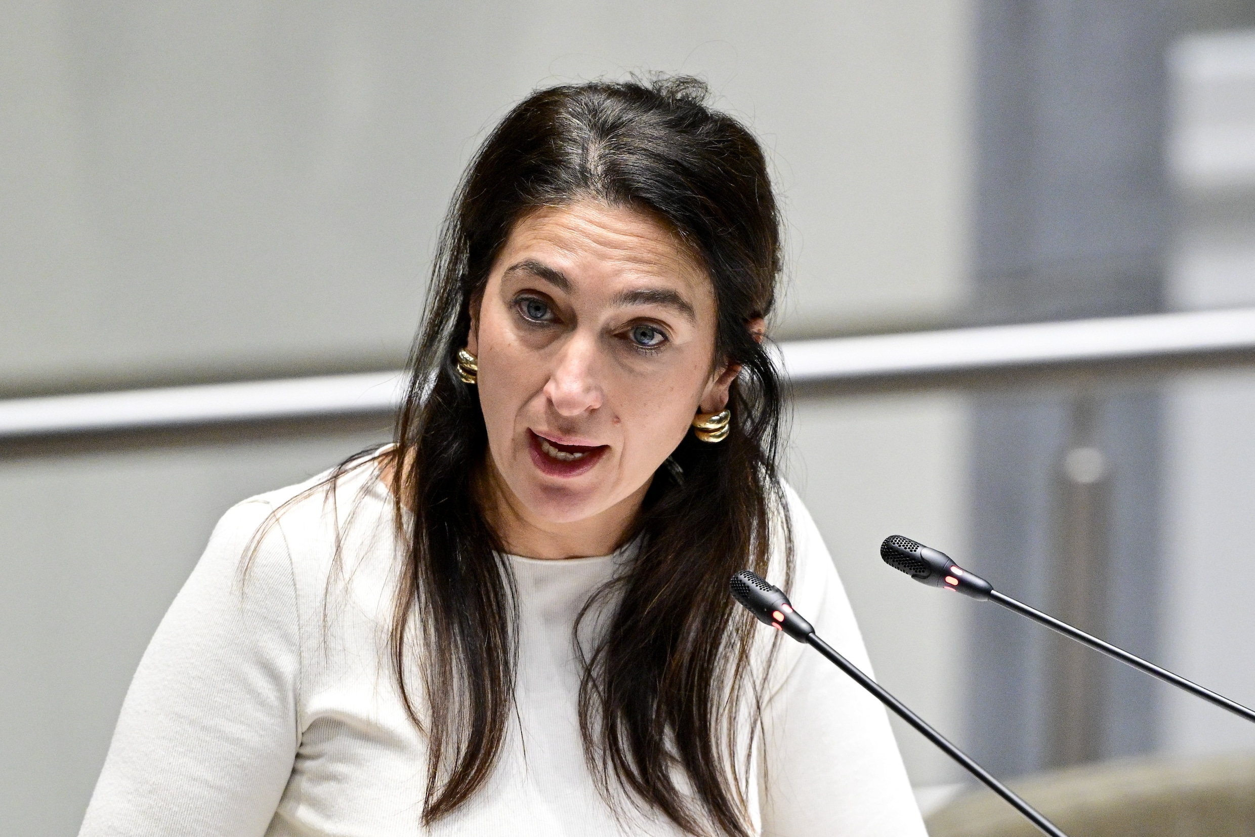 Live - Politiek. Ondanks belofte is slechts helft van wagenpark Vlaamse ...