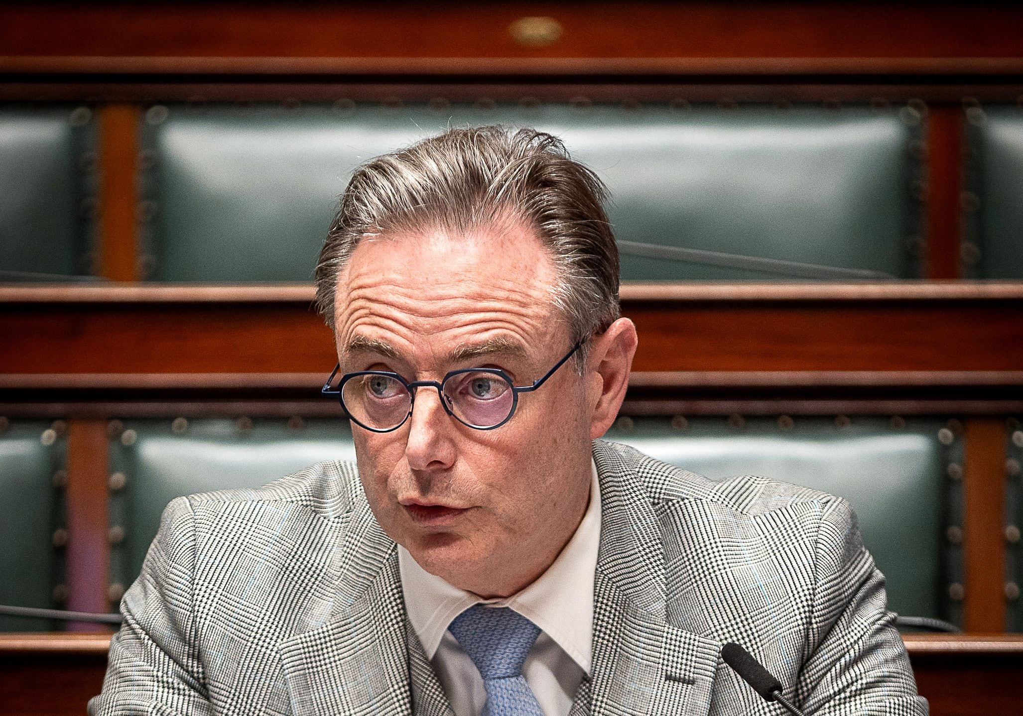 Live - Politiek. Groen wil hoorzittingen na rapport over corruptie bij ...