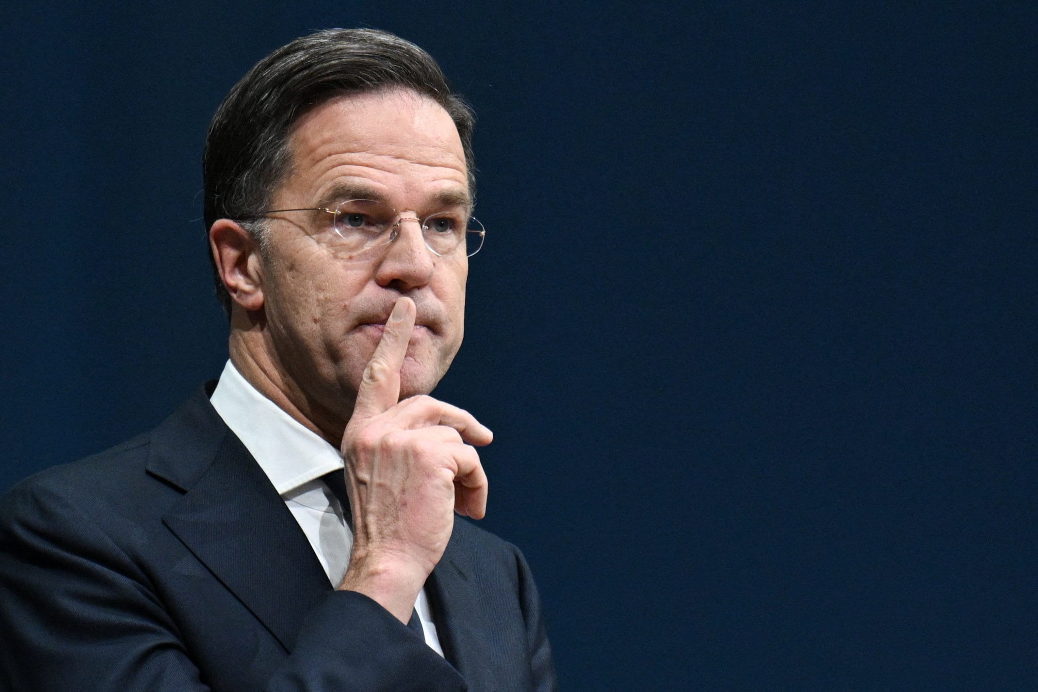 NAVO-baas Mark Rutte waarschuwt: ‘Wij zijn het volgende doelwit van ...