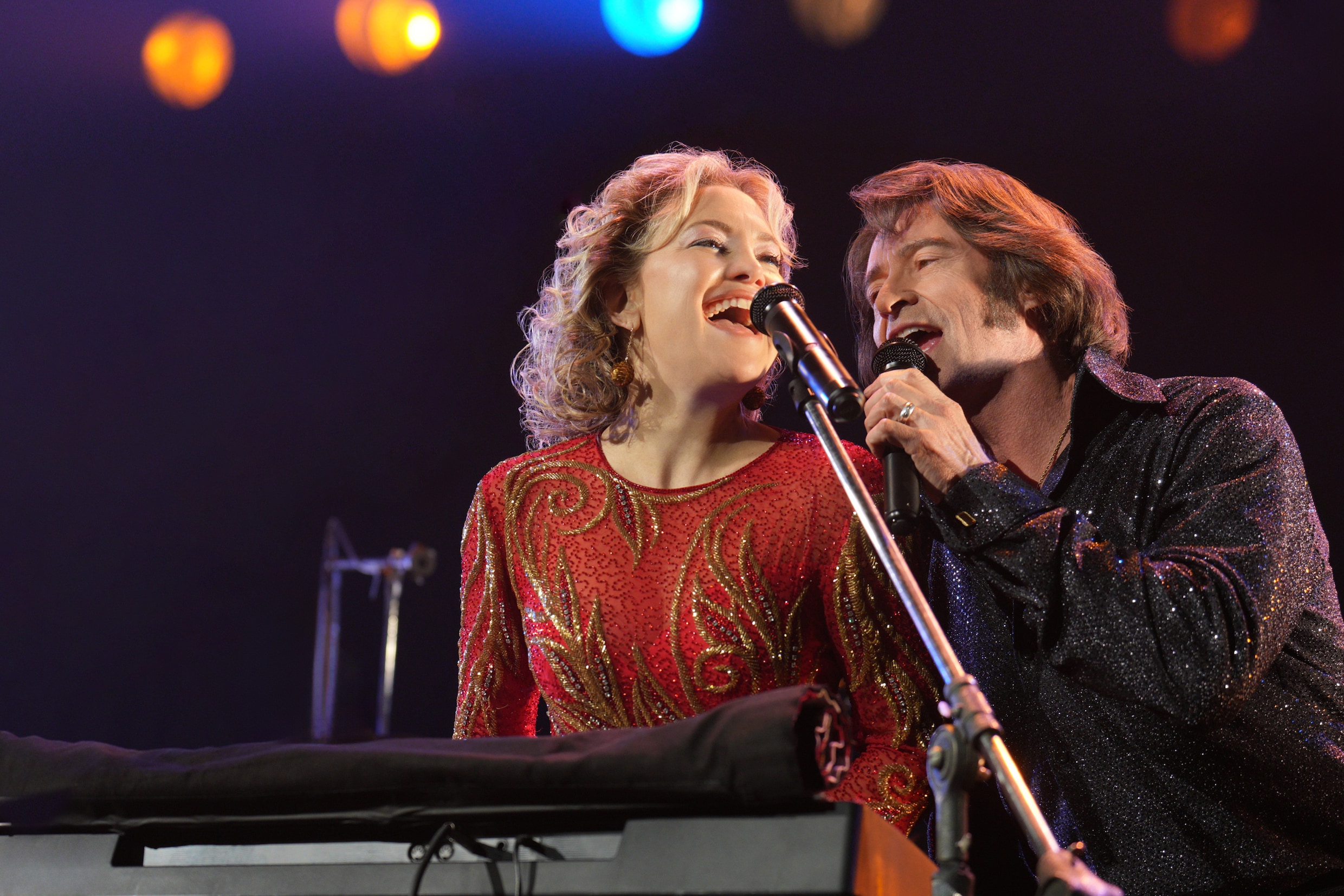 Alleen de cast verheft ‘Song Sung Blue’ tot meer dan een tv-tearjerker ...