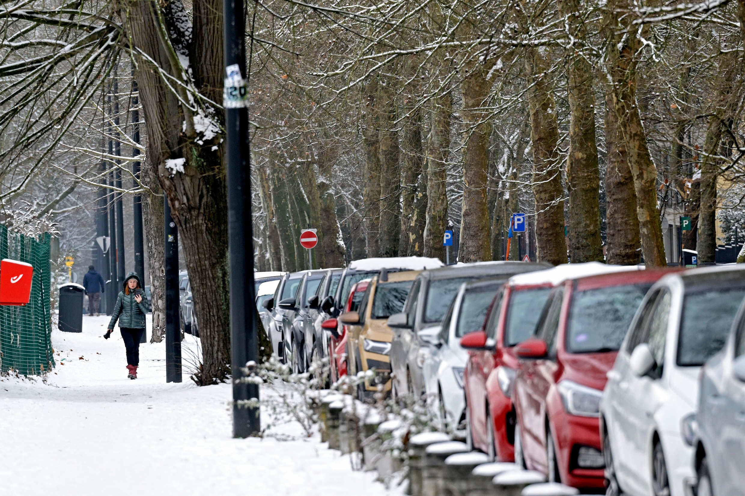 Intense sneeuwzone trekt van west naar oost over België, KMI waarschuwt ...