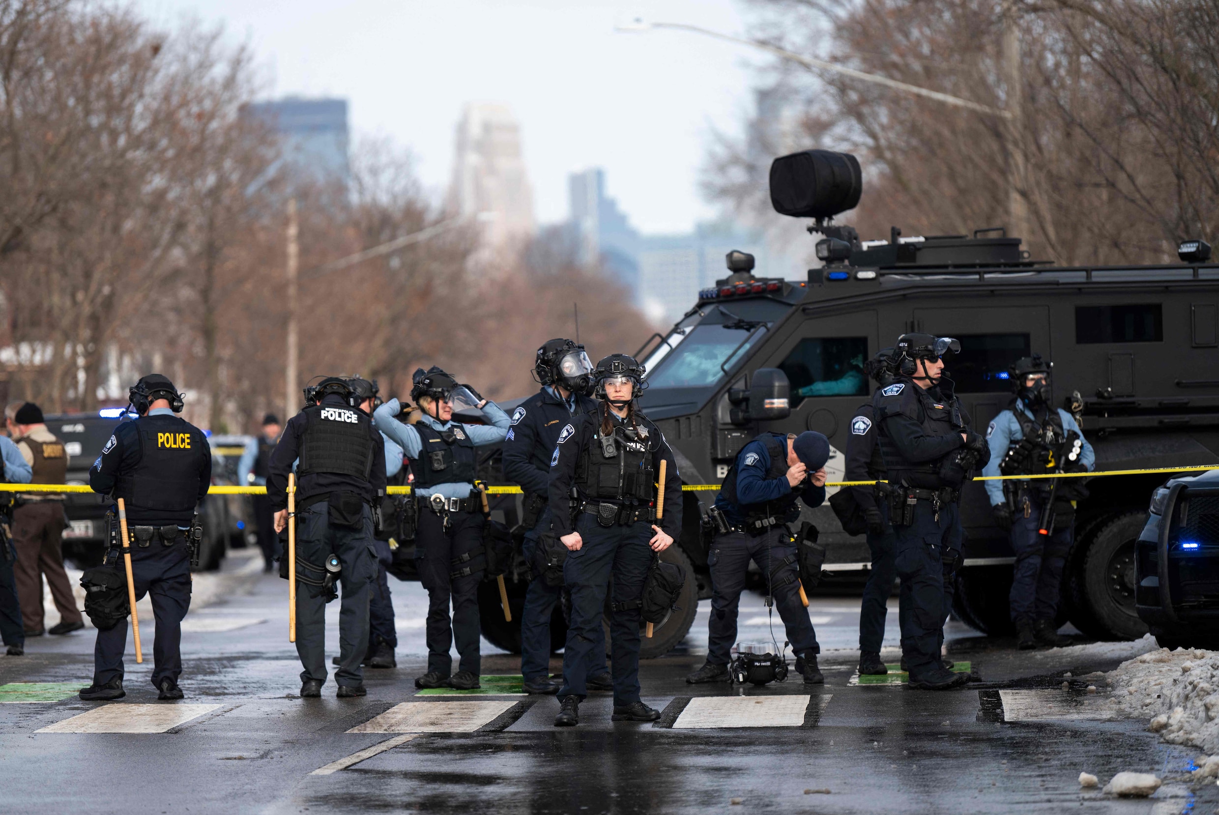 Amerikaanse ICE-agent schiet vrouw achter stuur dood: ‘Op roekeloze ...