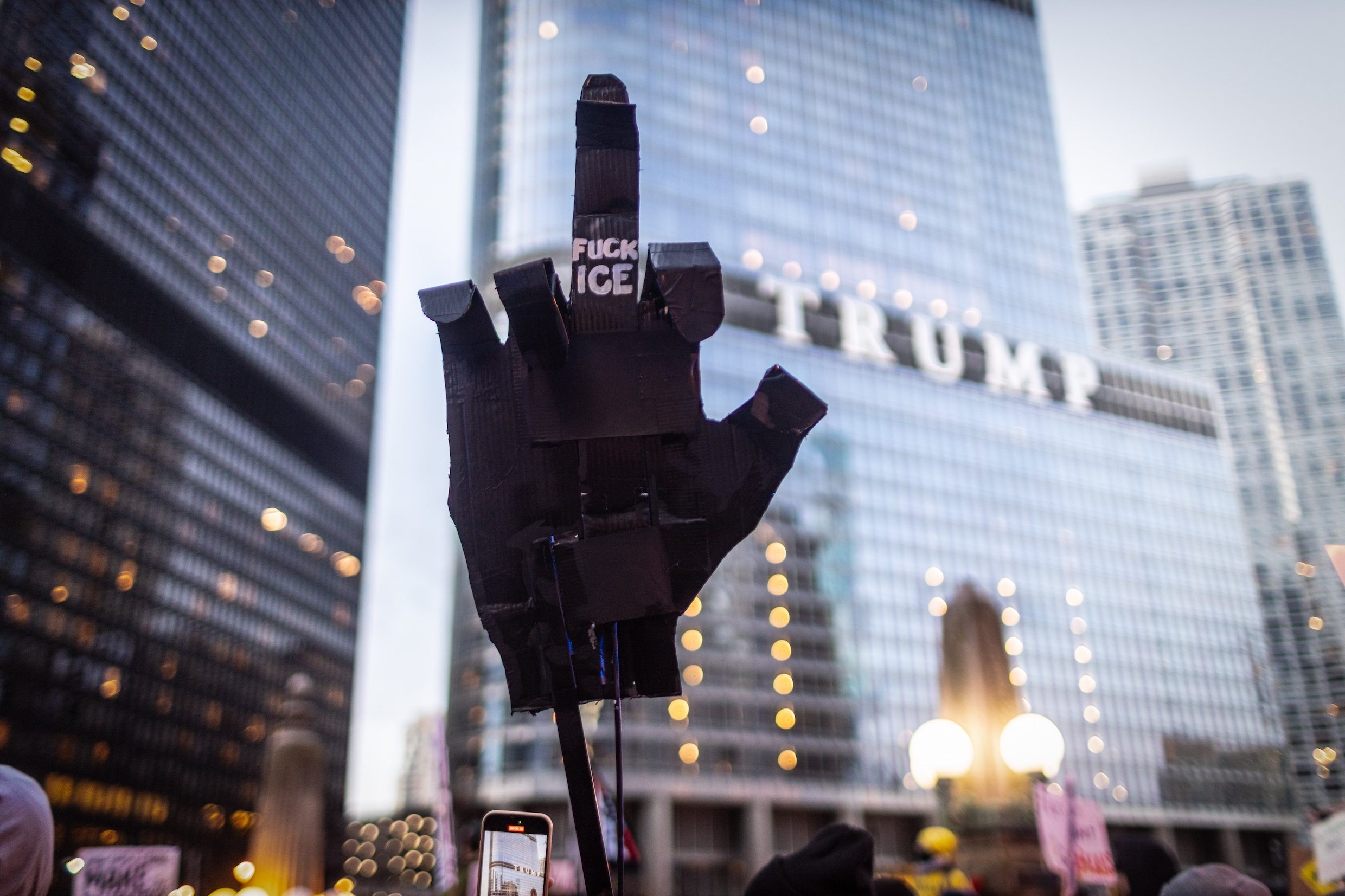 Live - Staat Illinois klaagt regering-Trump aan om inzet ICE ...