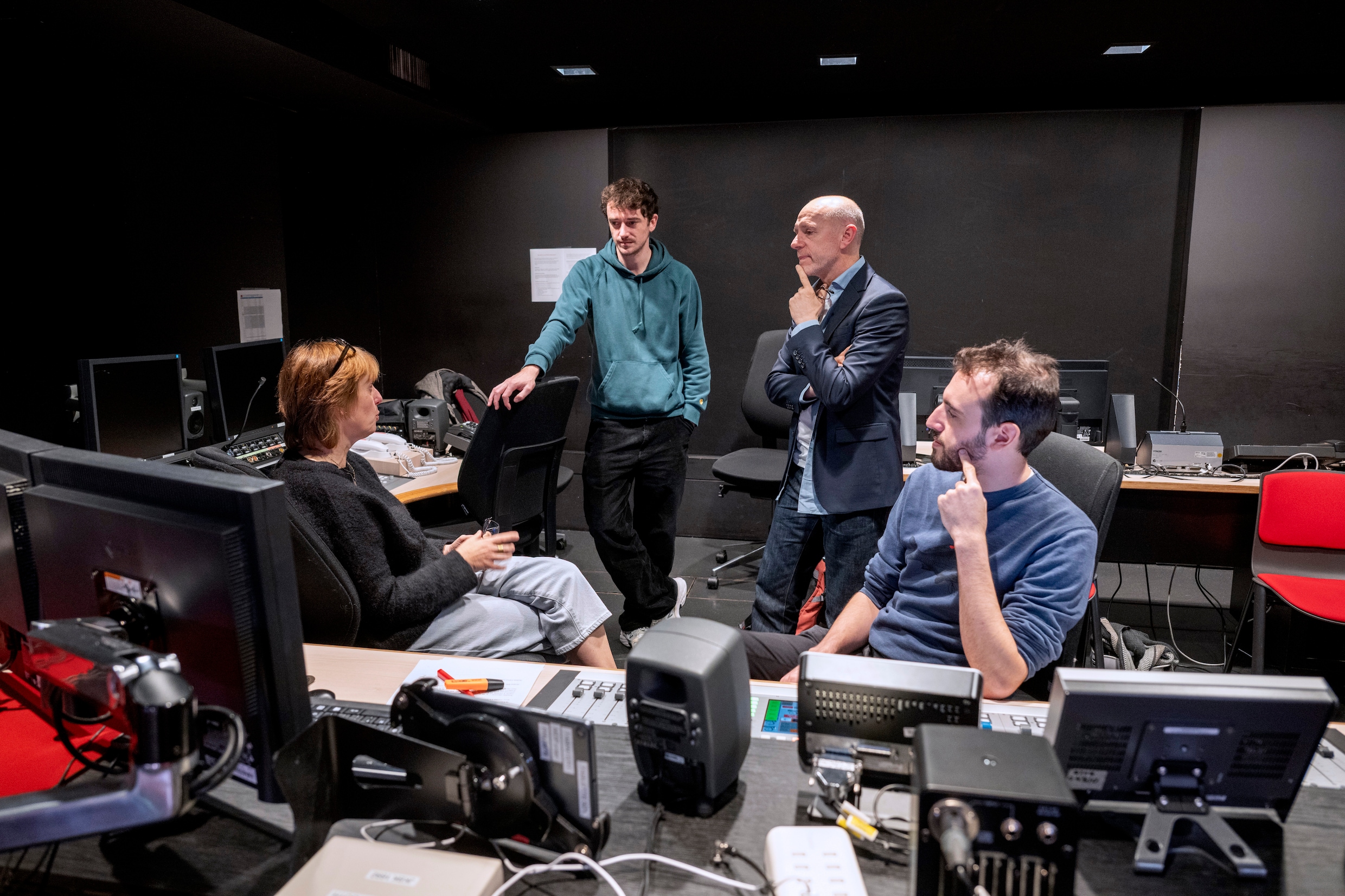 De podcaster die in de open zenuwen van Frankrijk port: ‘Ik probeer de ...