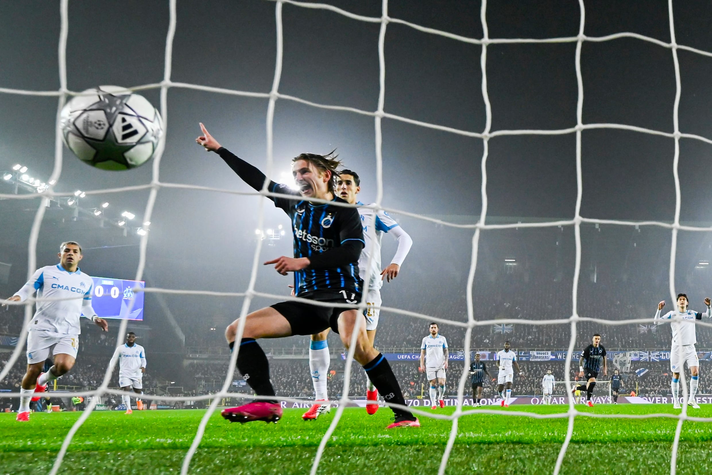 Club Brugge gaat door naar volgende ronde Champions League na 3-0 ...