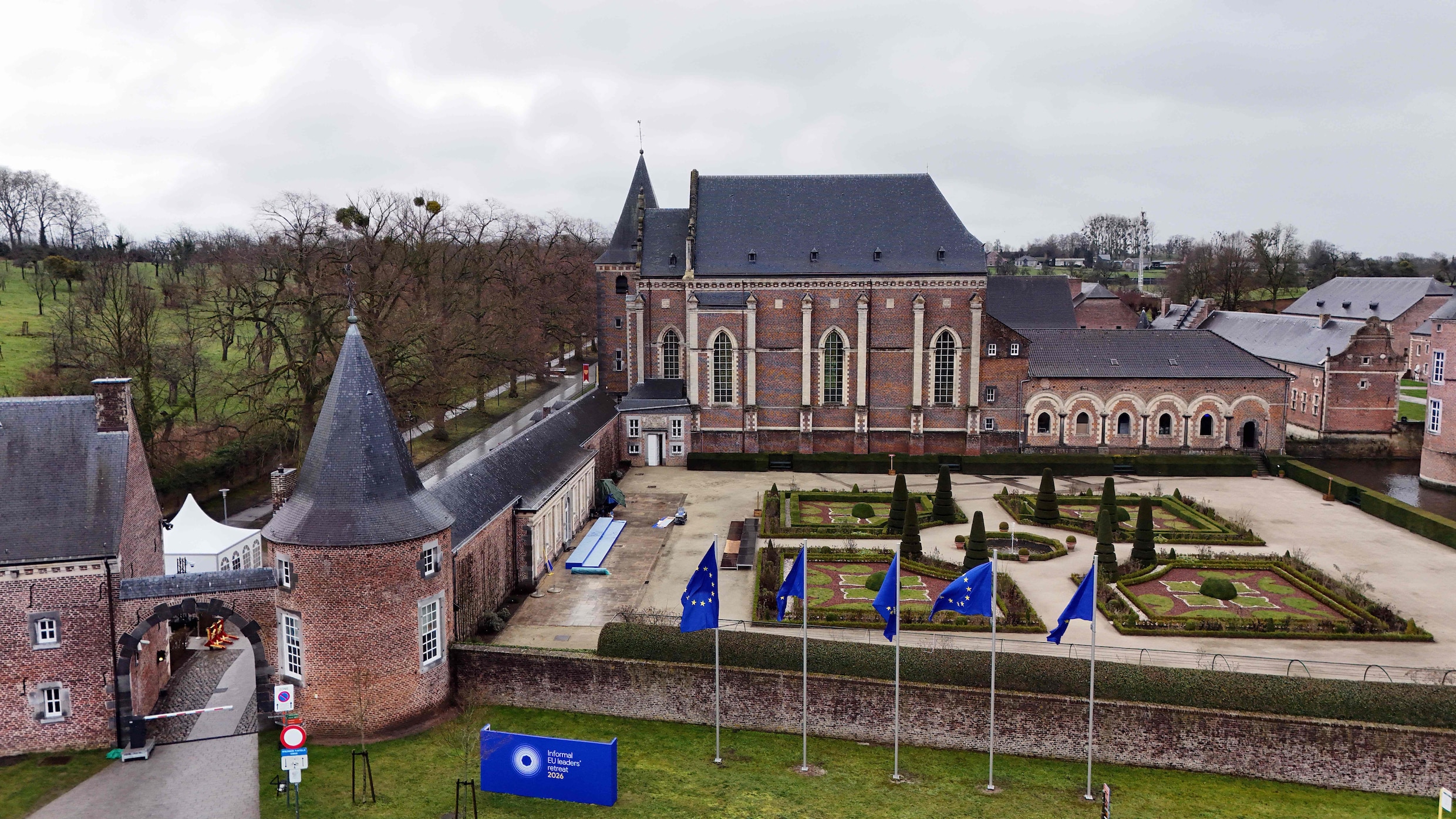 Live - Na overleg Alden Biesen: Von der Leyen stelt in maart actieplan ...