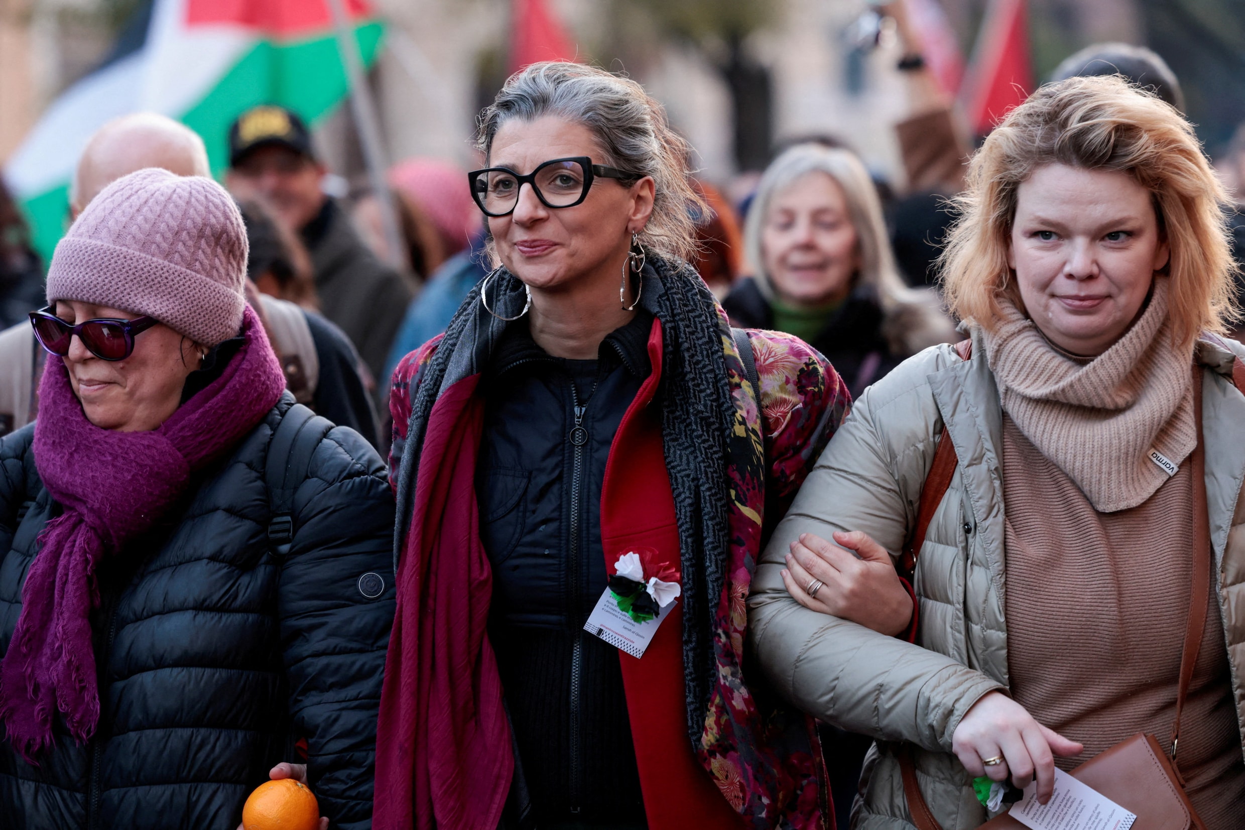 Leuven en Hasselt passen en in Gent distantiëren proffen zich: wat ...