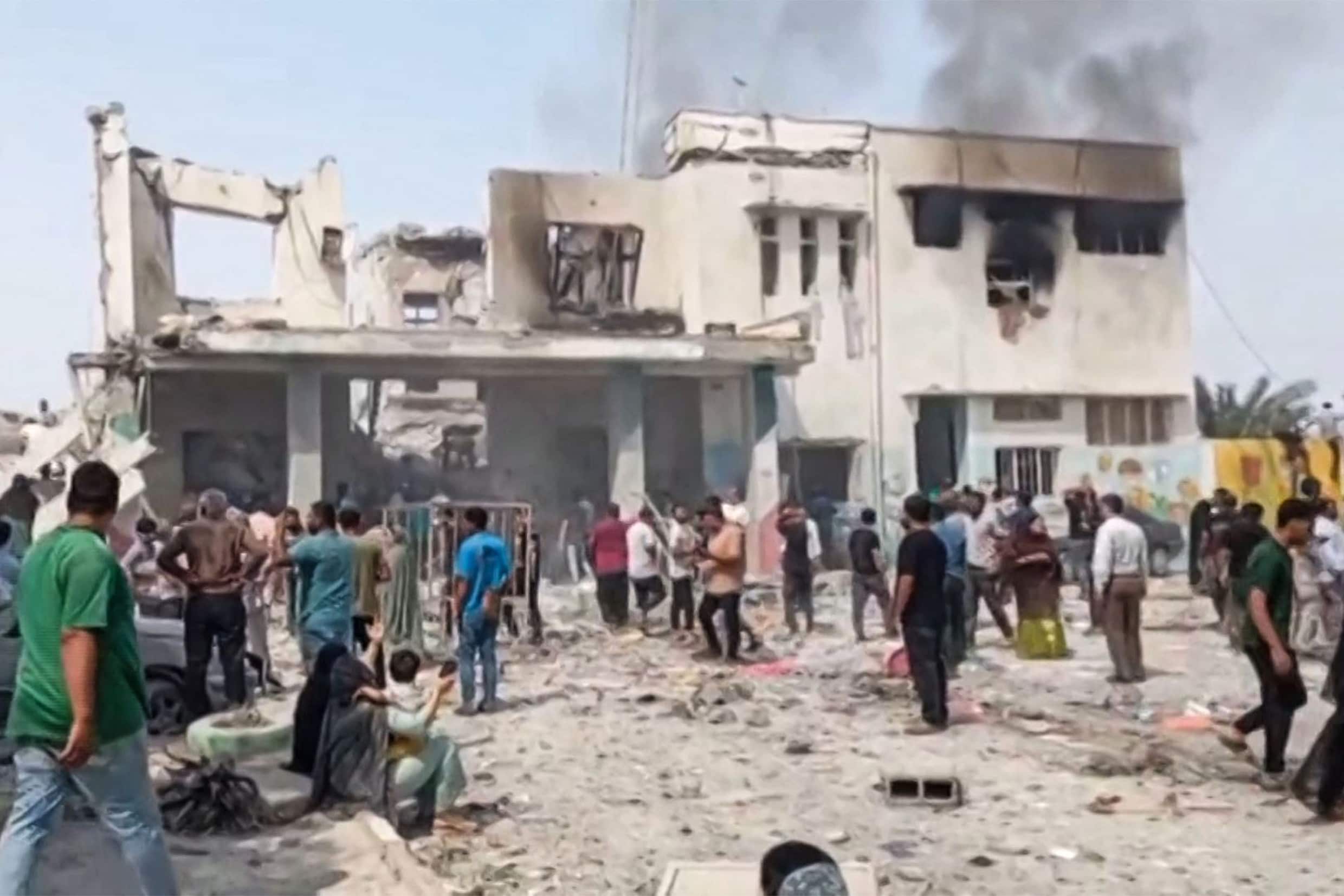 Live - Israël voert nieuwe aanvallen uit op Teheran • Zoon van laatste ...