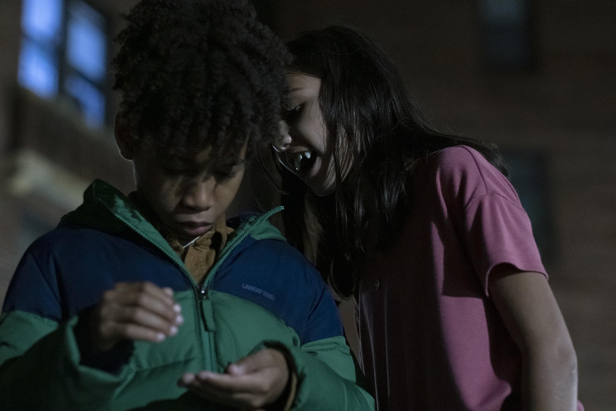 Horrorreeks ‘Let the Right One In’ ontroert, maar de vampiers zuigen de ...