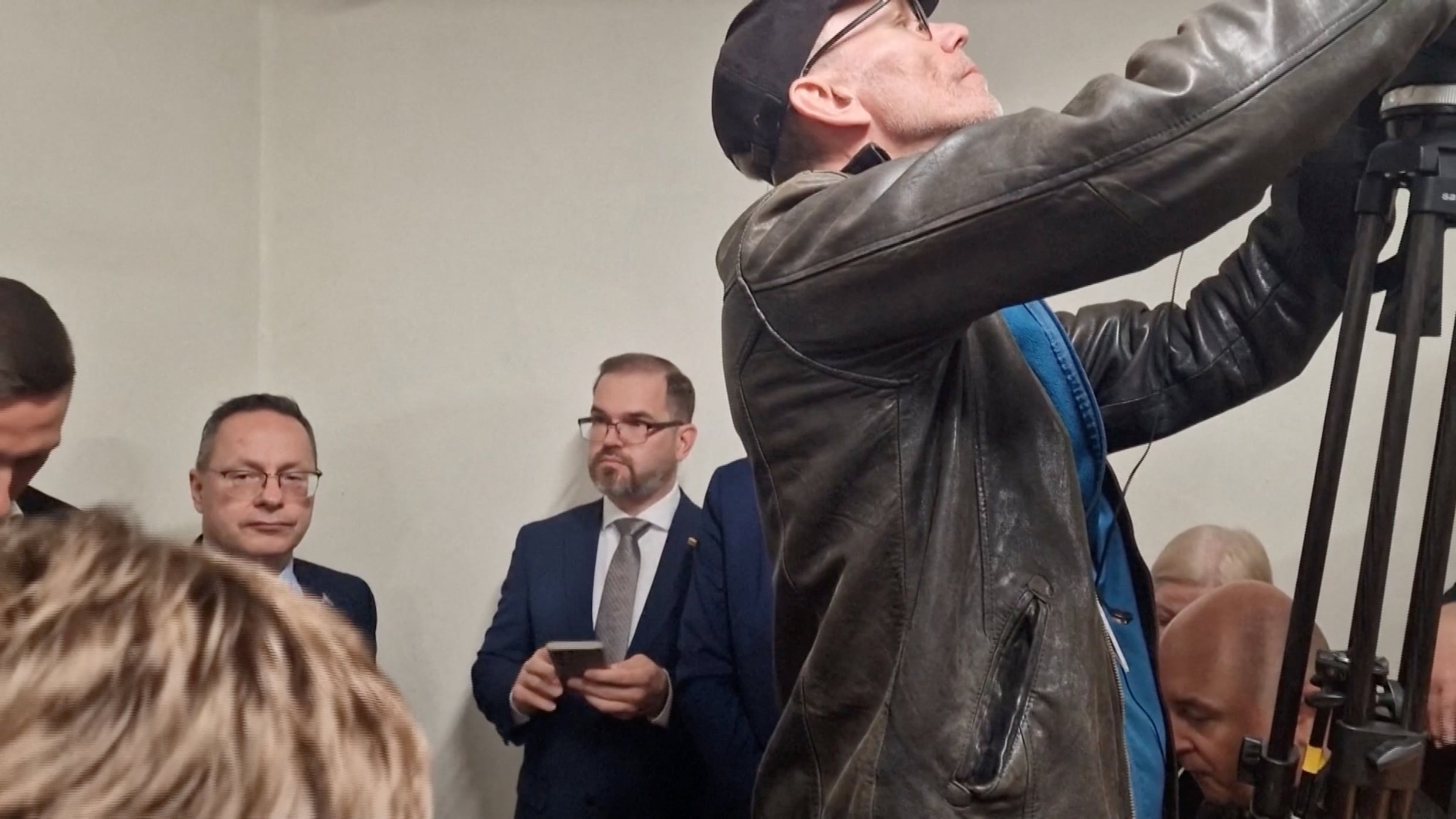 Live - Oekraïne valt hoofdkwartier van Russische geheime dienst aan ...