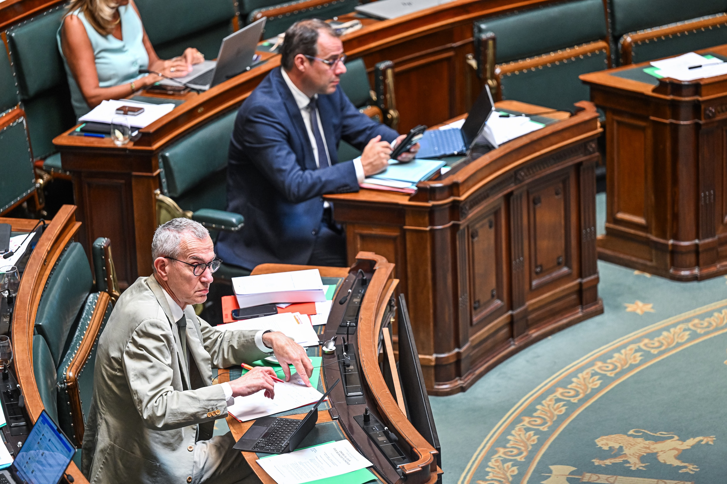 Live - Kamerdebat over pensioenhervorming kort na middernacht tijdelijk ...