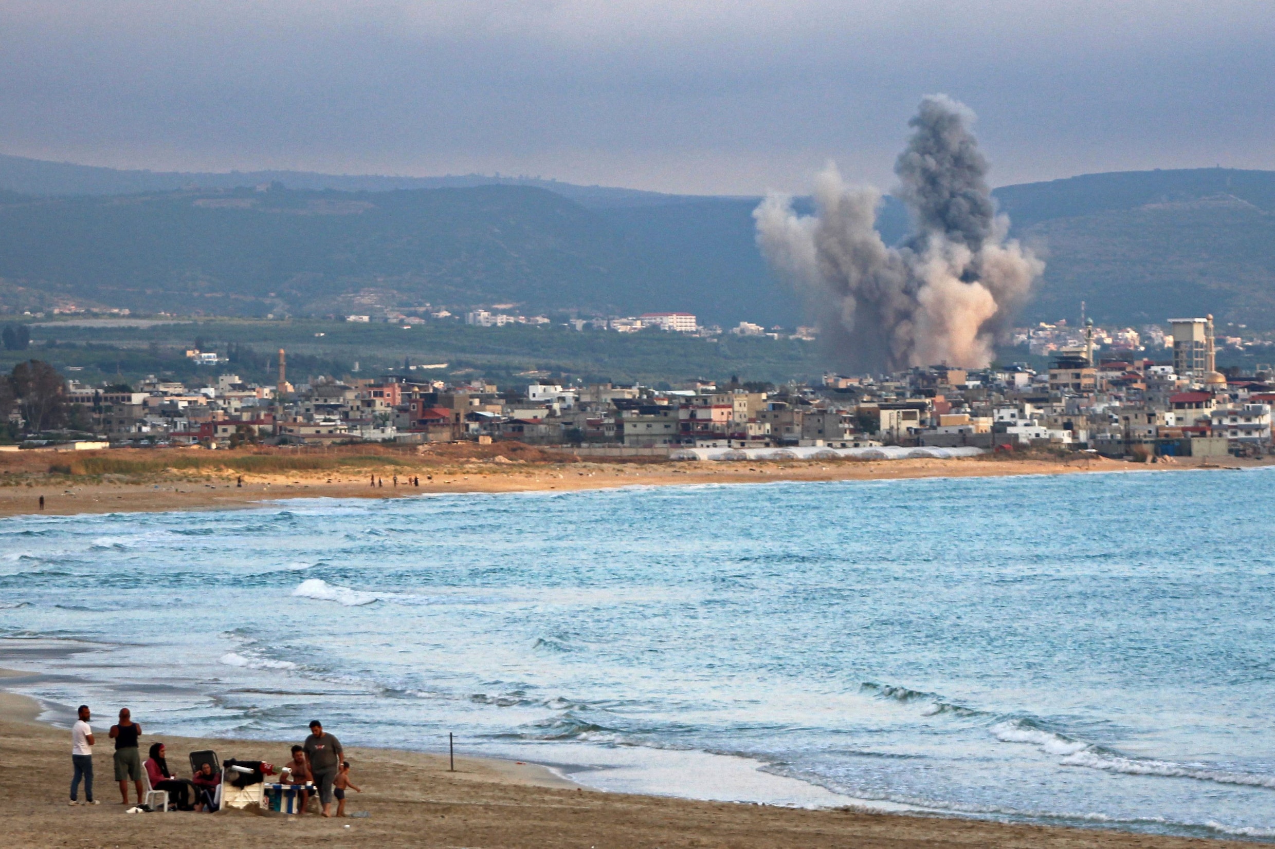 Live - Elf doden in Libanon door Israëlische luchtaanvallen ondanks ...