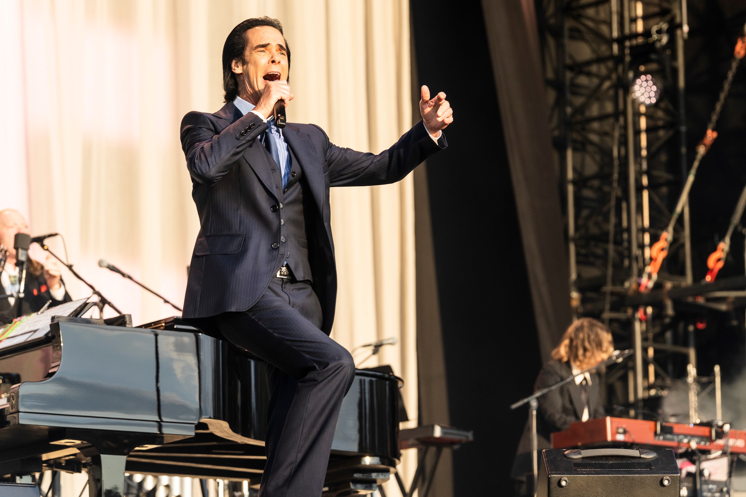 Nick Cave & The Bad Seeds maken van Live Is Live een hoogmis ...