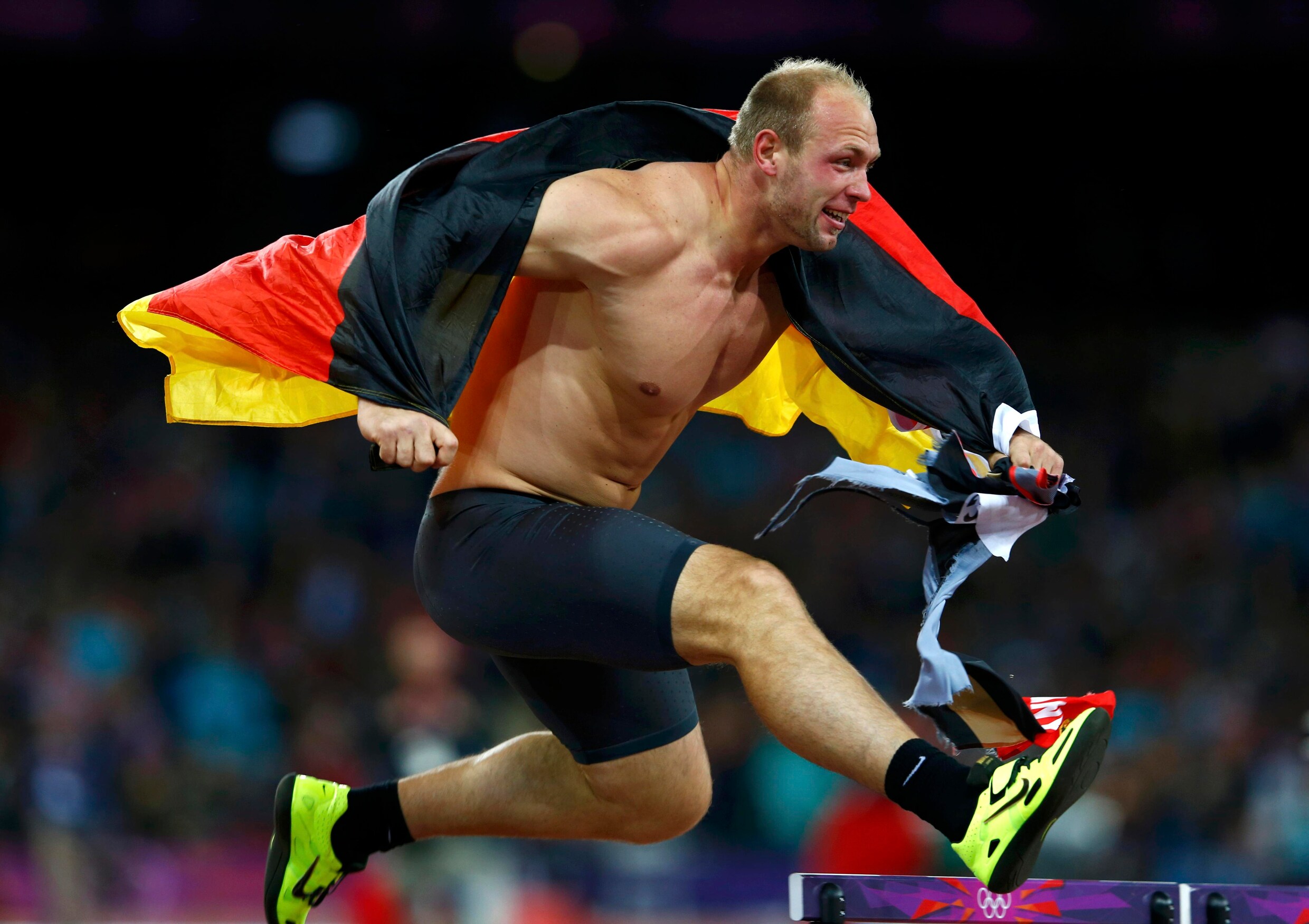 Duitser Harting pakt goud in discuswerpen | De Morgen