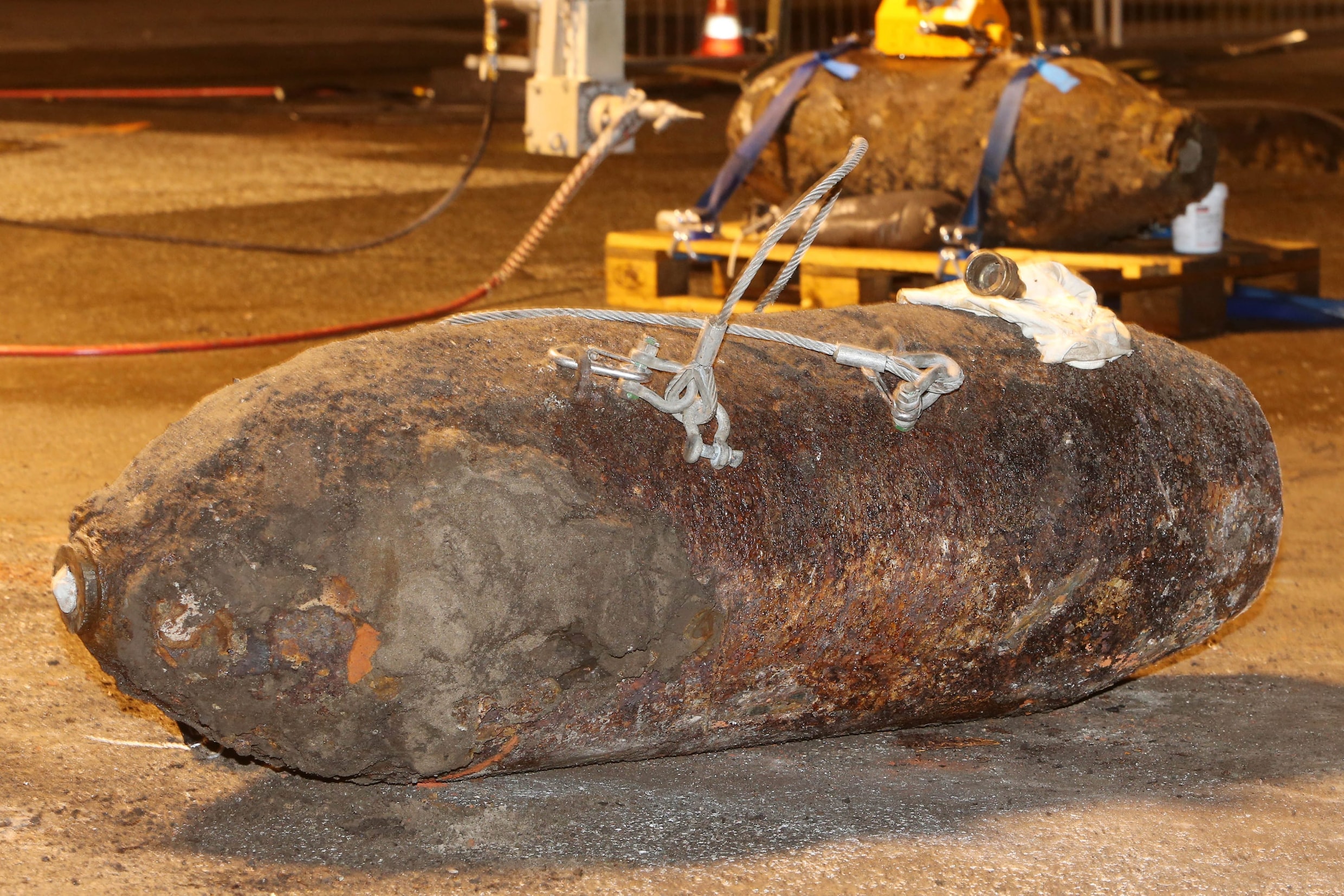 Twee bommen uit WOII tot ontploffing gebracht | De Morgen