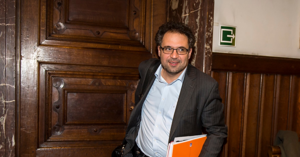 Antwerps schepen Koen Kennis (N-VA) herstelt van aortabreuk | De Morgen