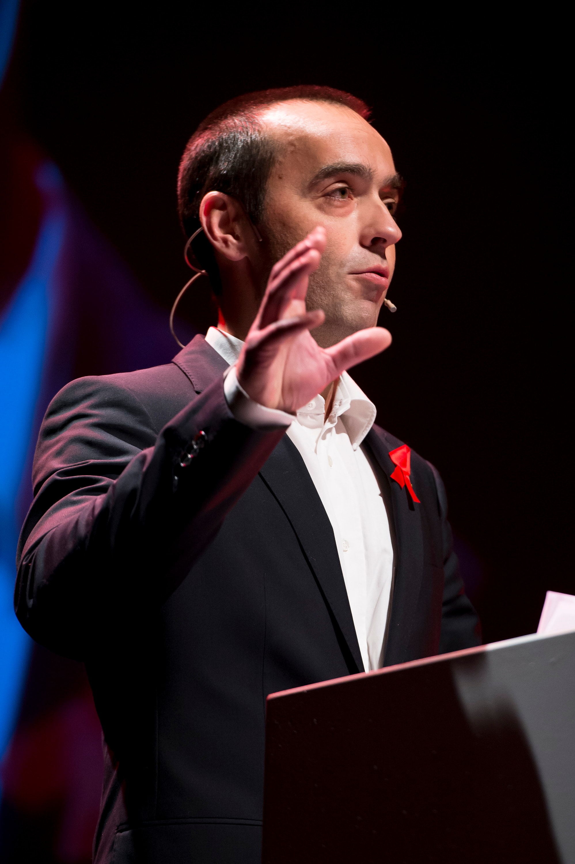Heel wat steun voor aftredende Vanackere | De Morgen