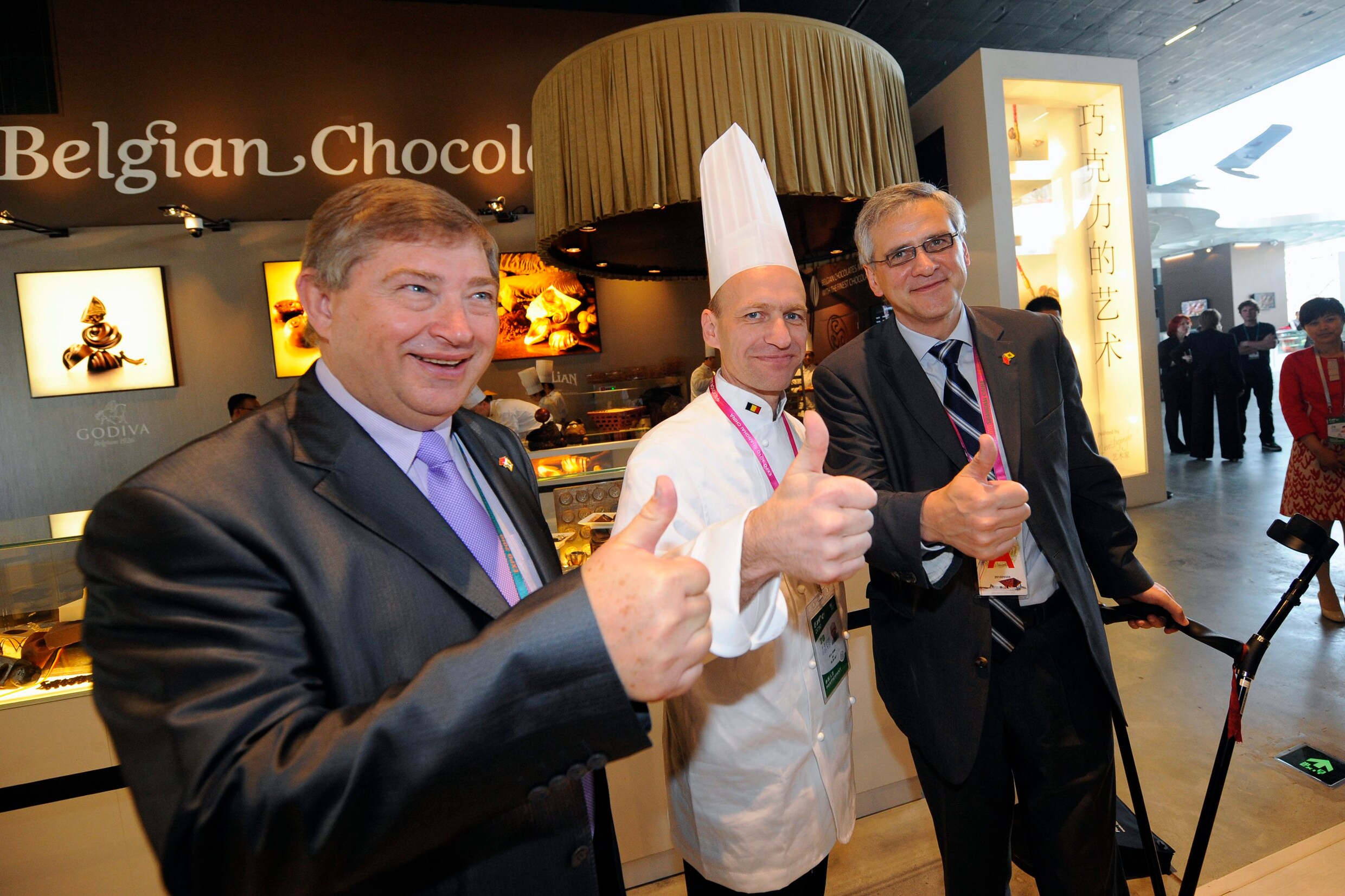 Leo Delcroix weer commissaris op Wereldexpo Milaan 2015 | De Morgen