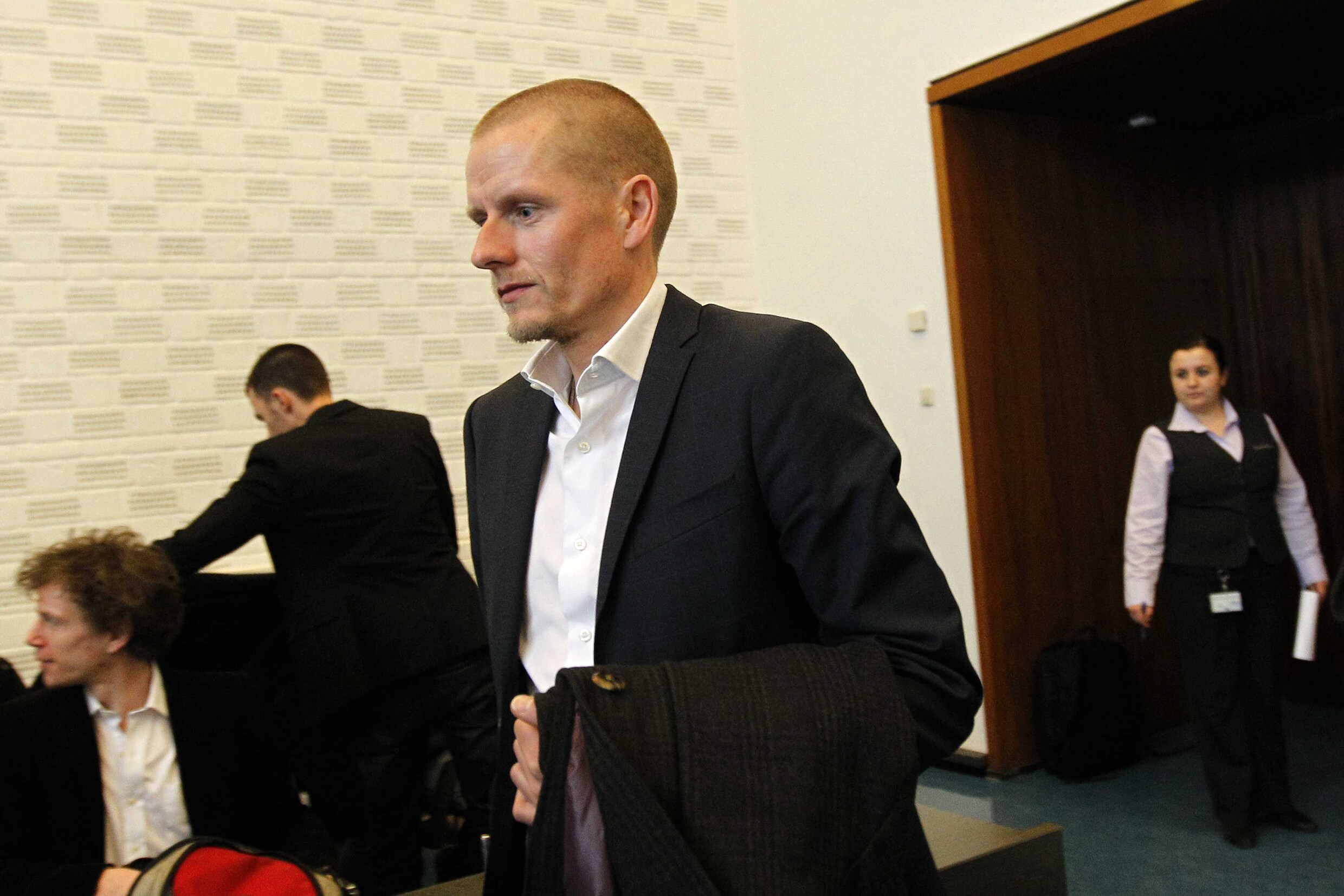 Michael Rasmussen moet Rabobank bijna 700.000 euro terugbetalen | De Morgen