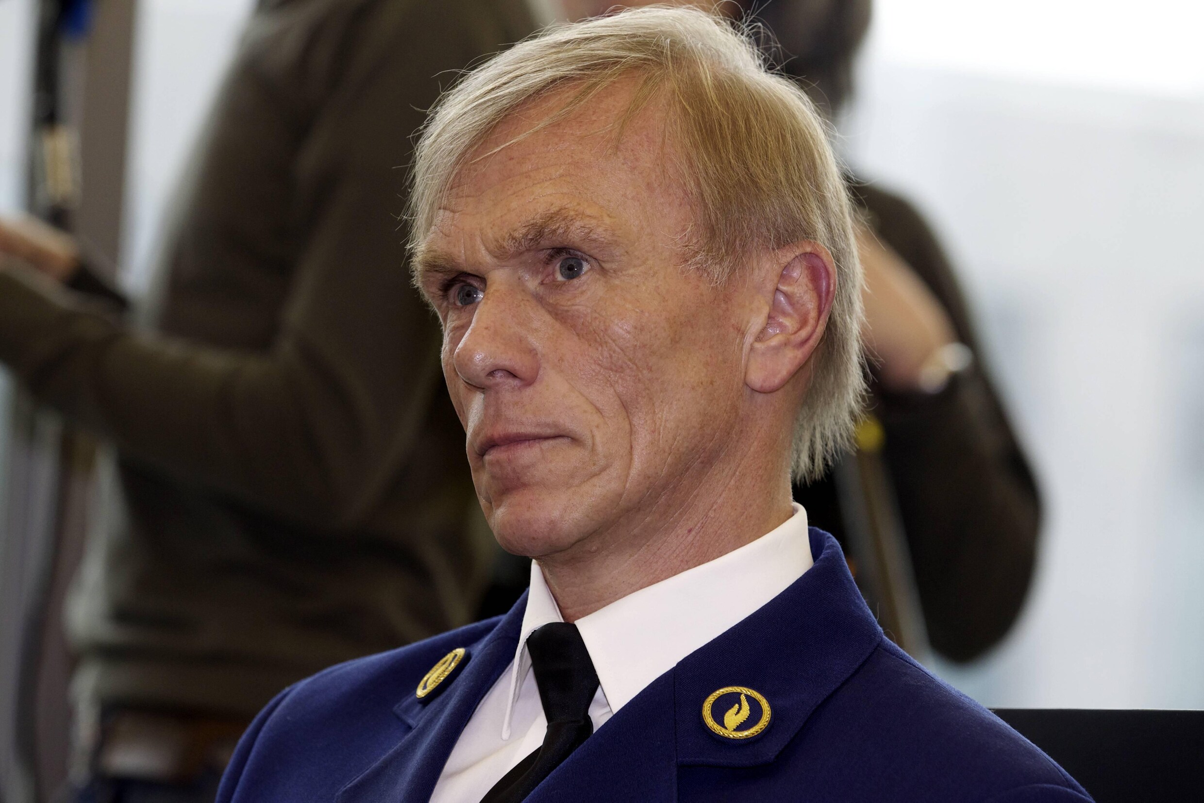 Steven De Smet: "Laat militairen patrouilleren in politie-uniform" | De ...