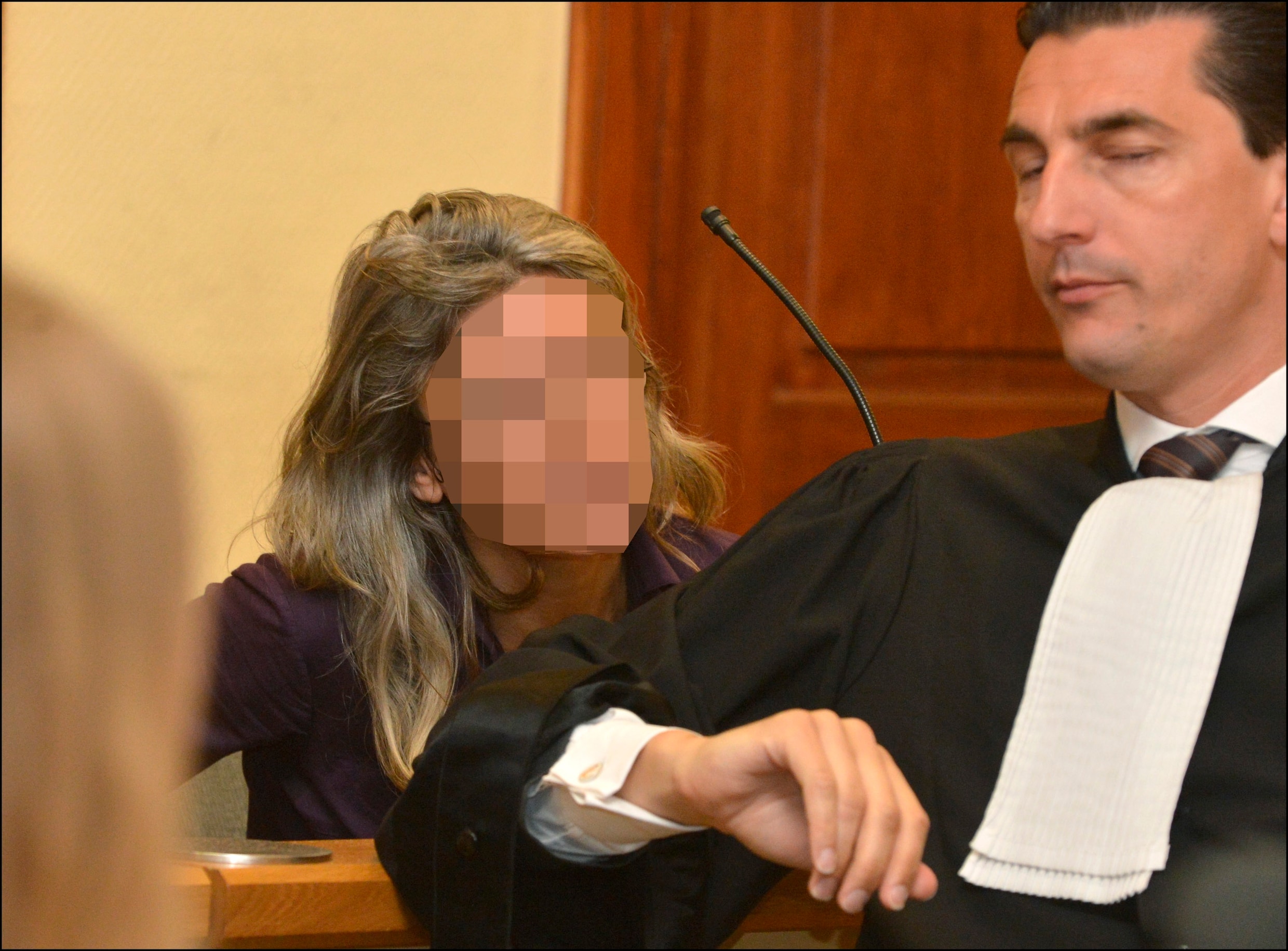 "Jonkers gleed weg onder invloed van drank en sekteleider Zabek" | De ...