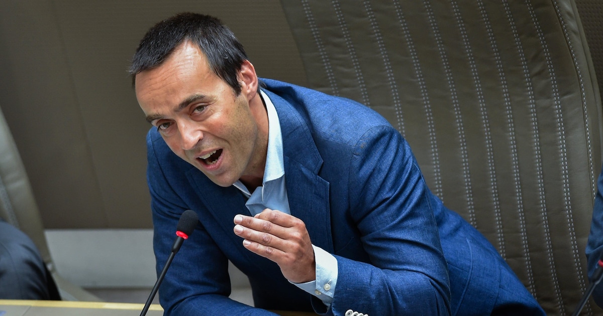 Tobback wil samenwerken met iedereen die wil wegen in oppositie | De Morgen