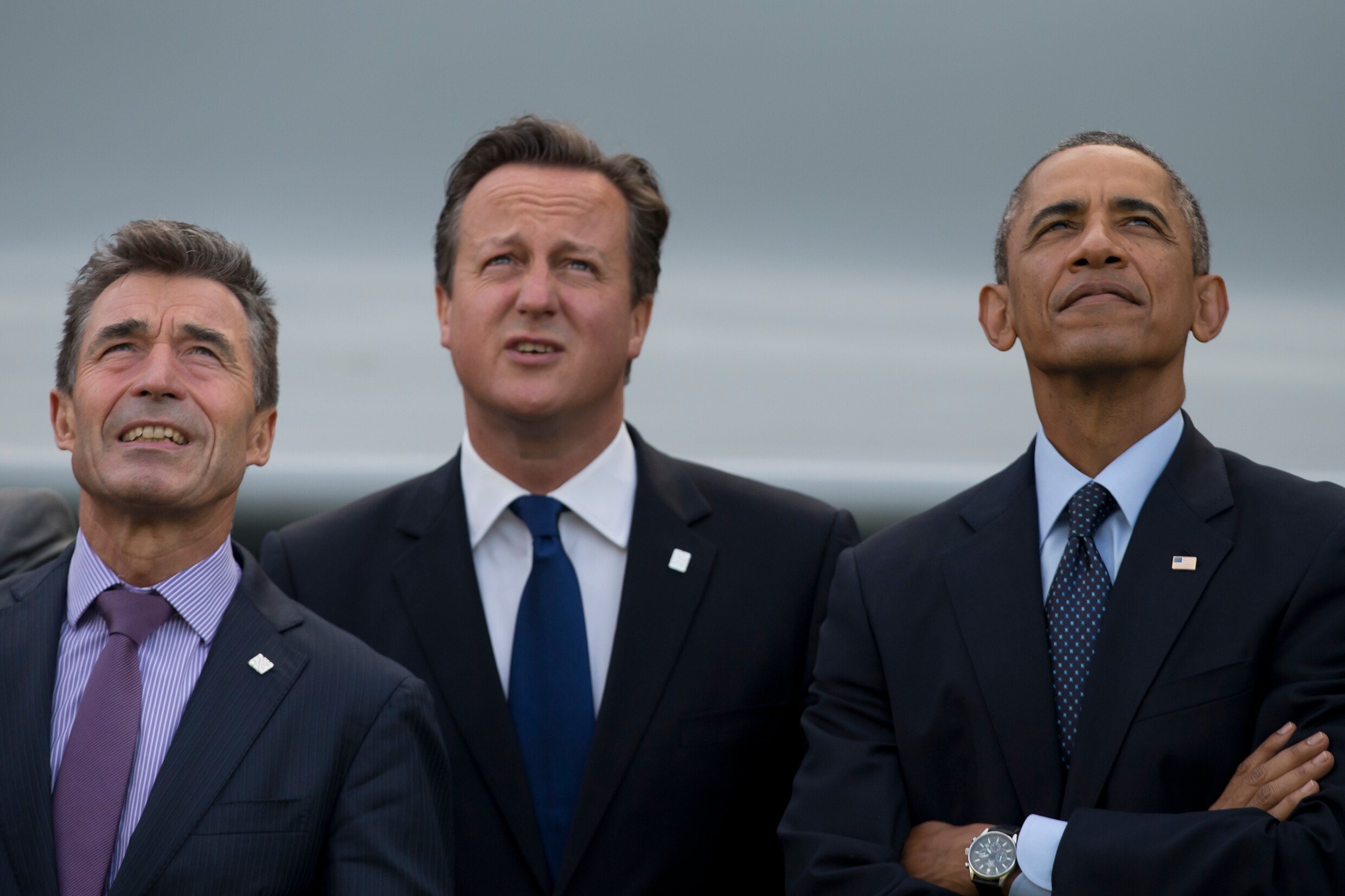 Cameron: "We gaan alles doen om IS te vernietigen" | De Morgen