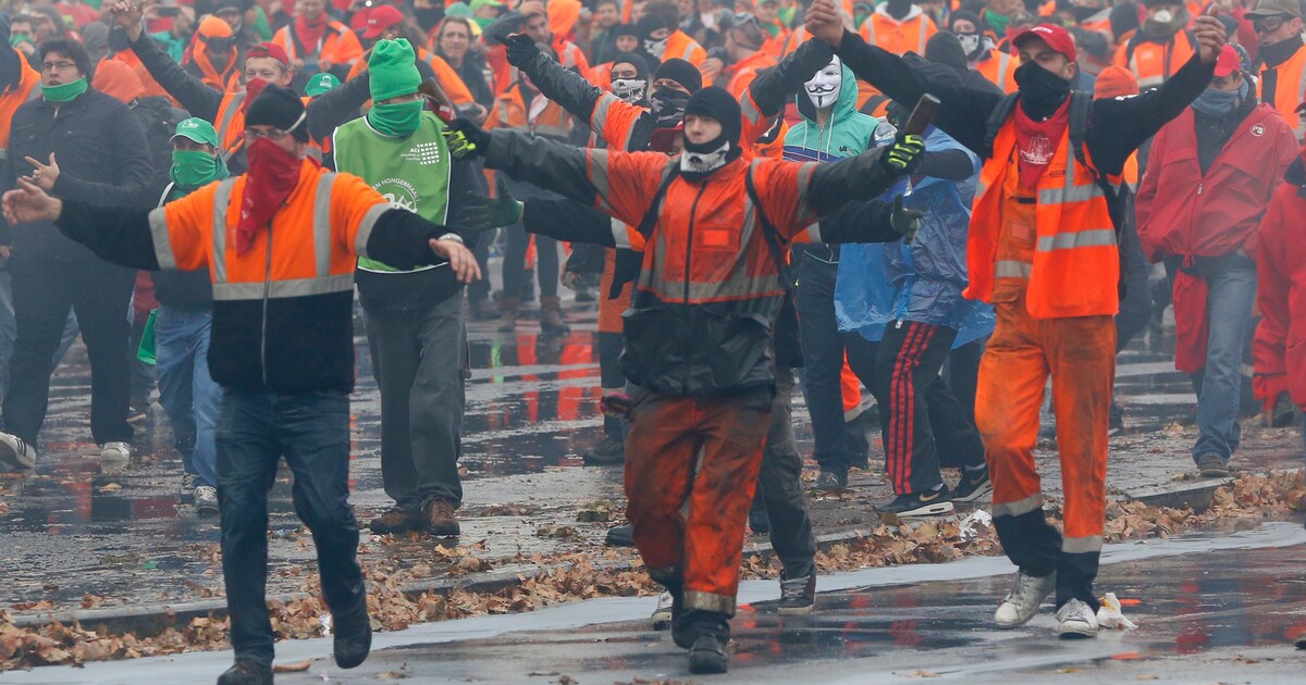 Werkstraf voor gewelddadige manifestant nationale betoging | De Morgen