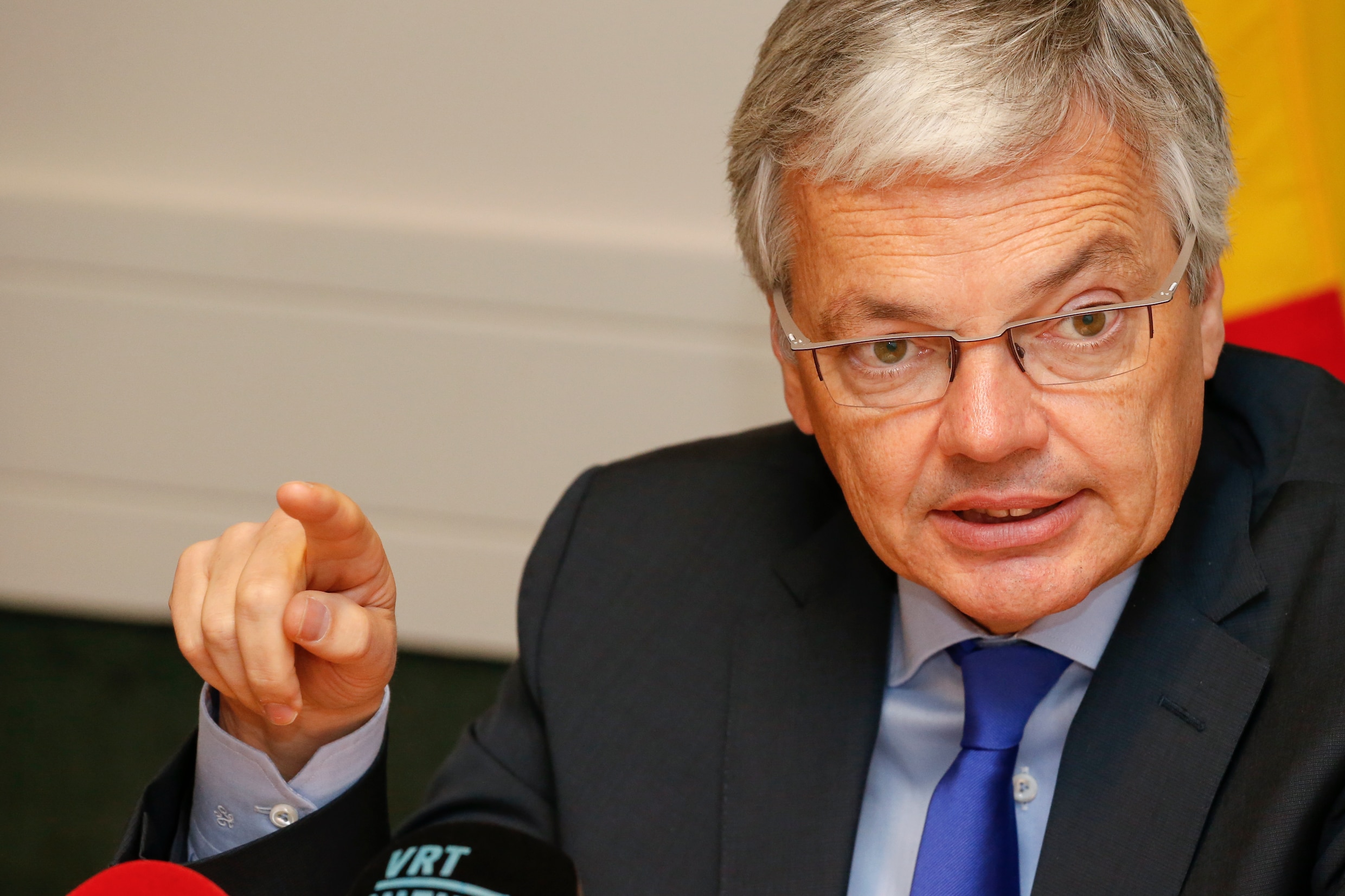 Reynders naar Rusland en Oekraïne om crisis te bespreken | De Morgen